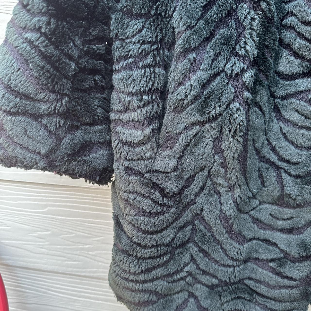 Vintage Teddy Fur Trench Coat Women’s M, super cozy - Depop