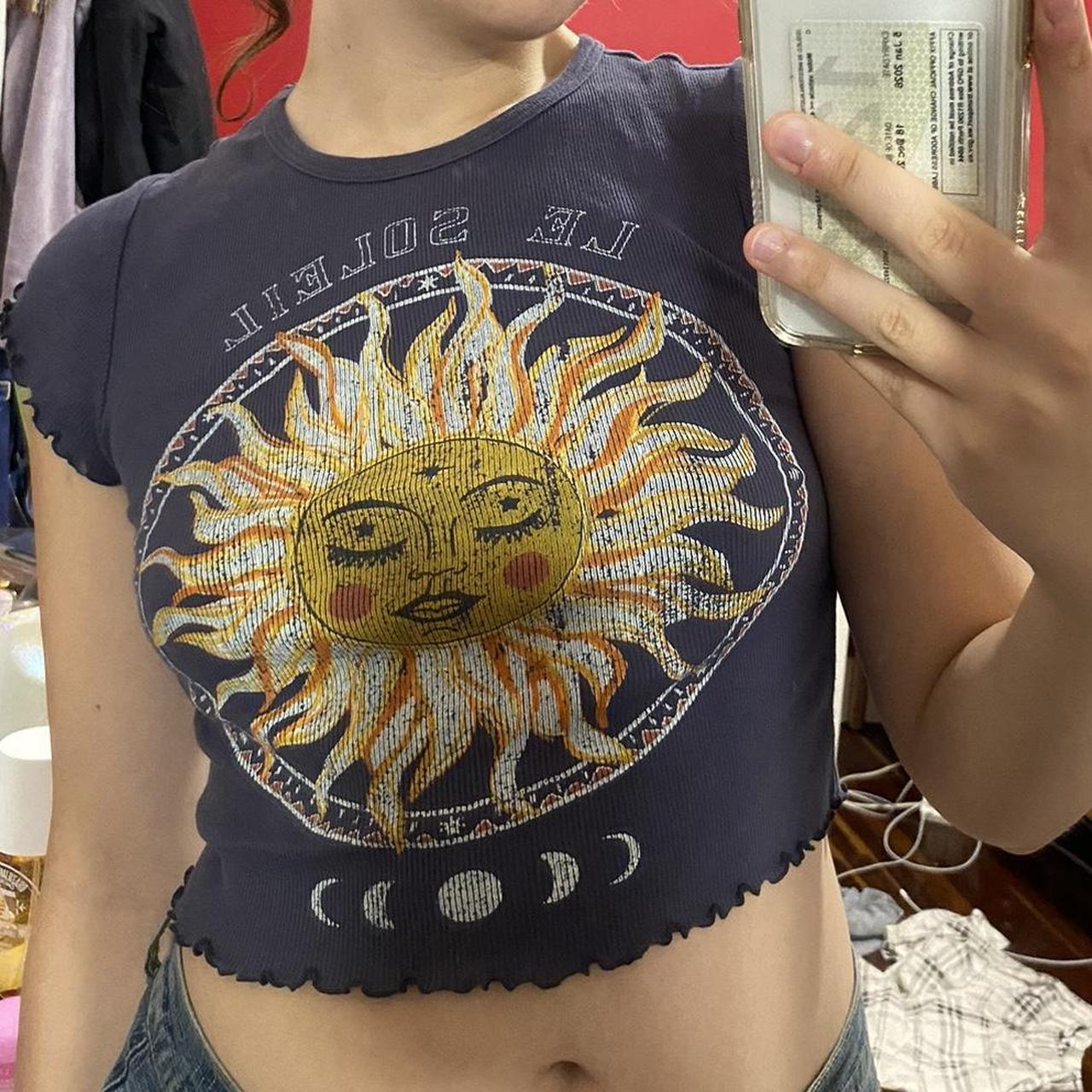 Grey sun and moon crop top - Depop