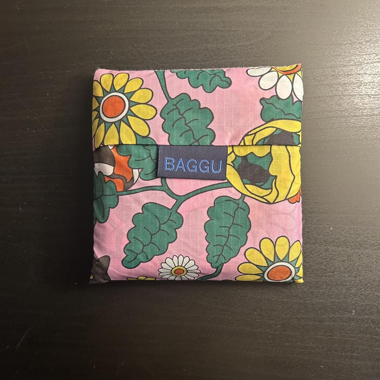 Baggu Standard size Print: daisy cat - Depop