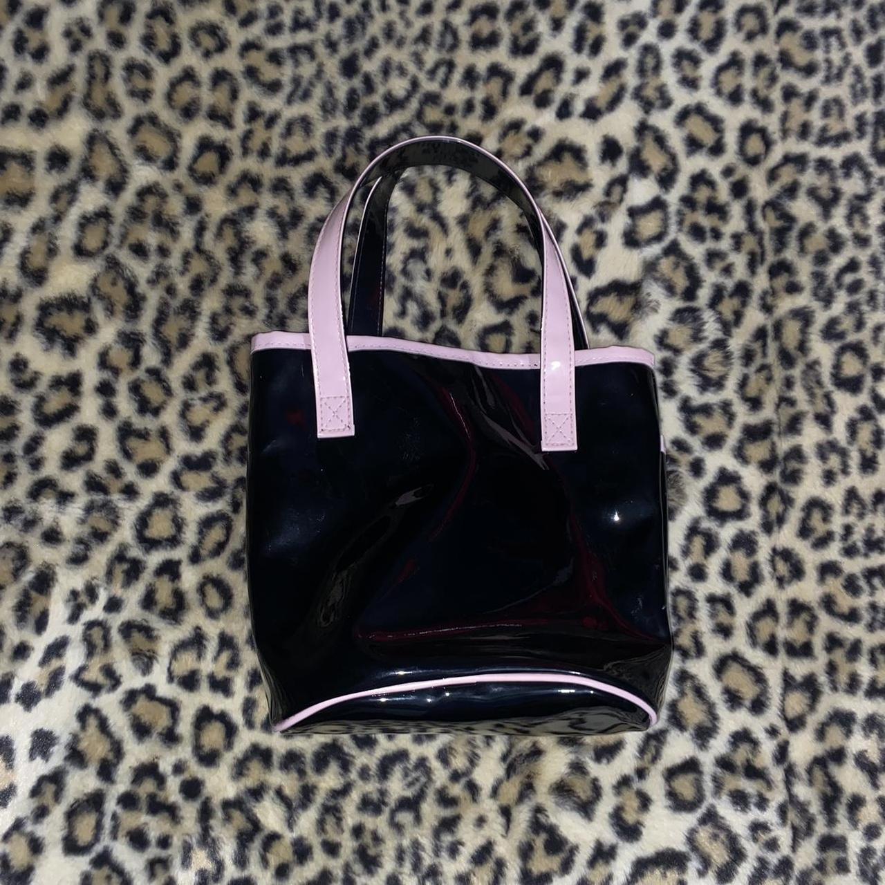 🖤 Hello Kitty Mini Bag 🖤 ⭐️ super sexy vinyl... - Depop