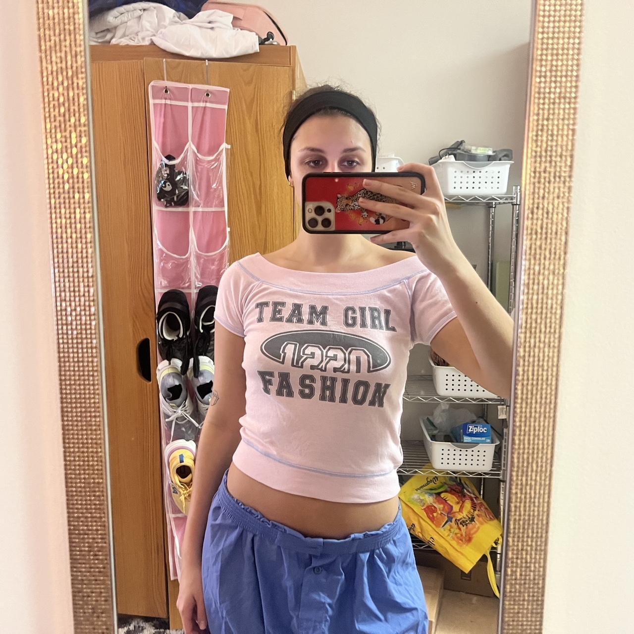 Cutest off the shoulder graphic top - Depop