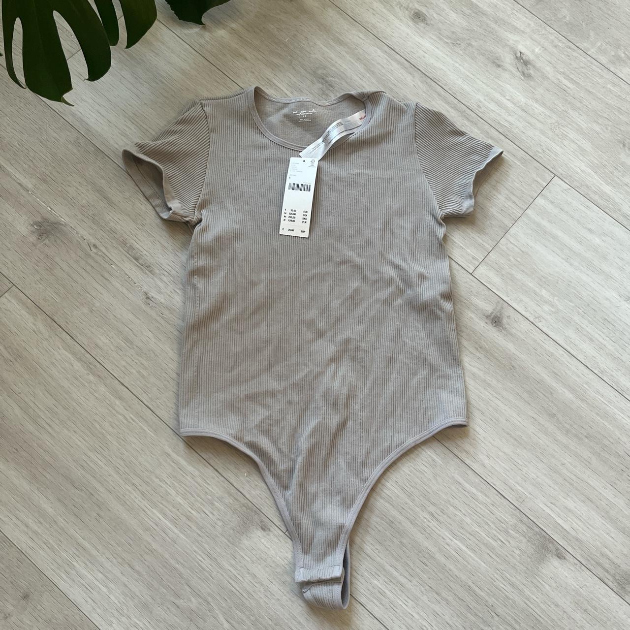 Urban Outfitters Grey Ribbed Bodysuit Small New... - Depop