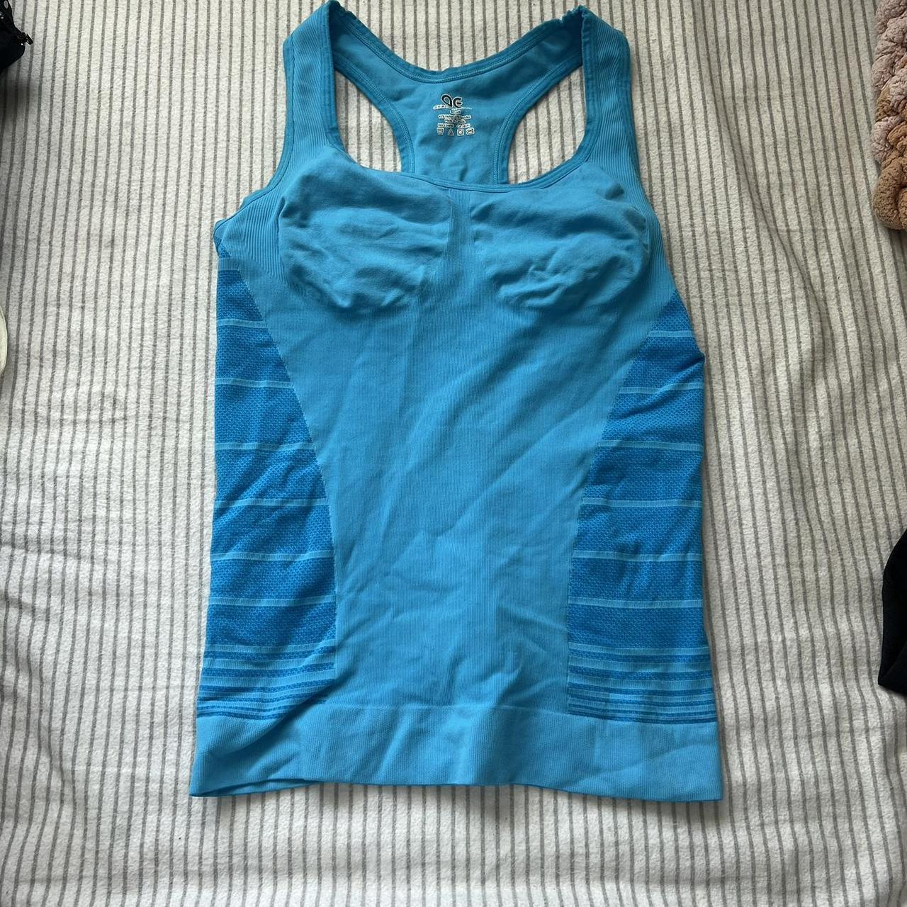 blue workout top , super flattering #athletic... - Depop
