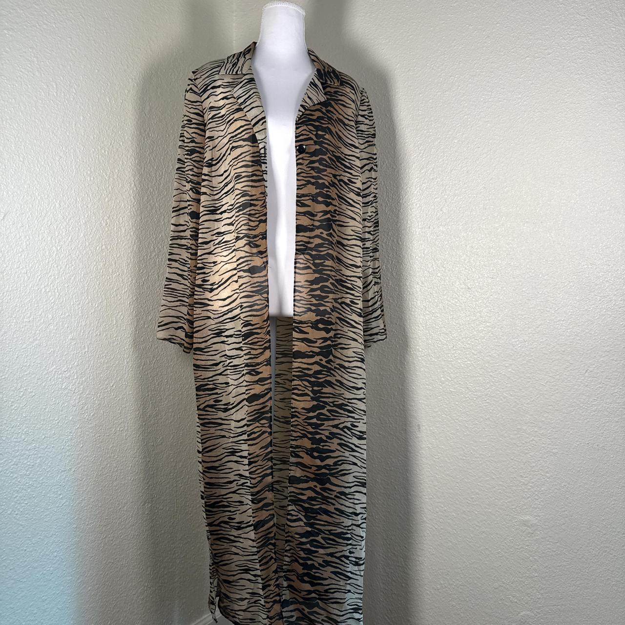 Vintage Helen Blake Tiger print 3/4 sleeve maxi... | Depop