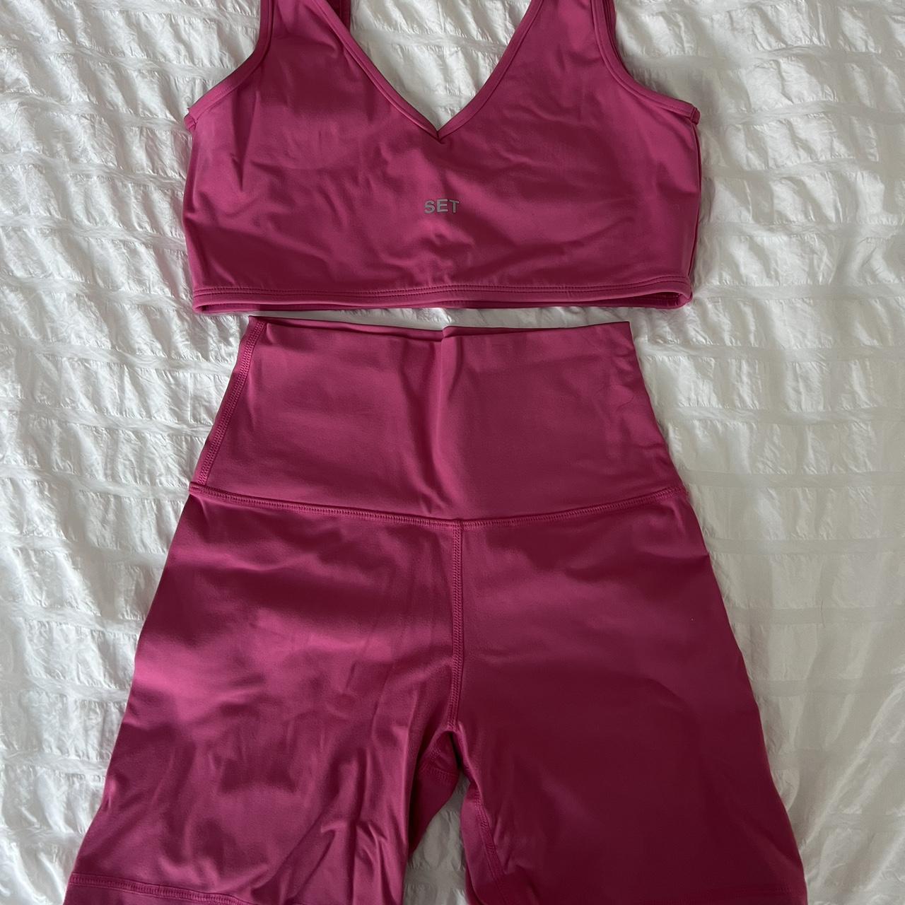 set active pink full set, bottoms are a size small... - Depop