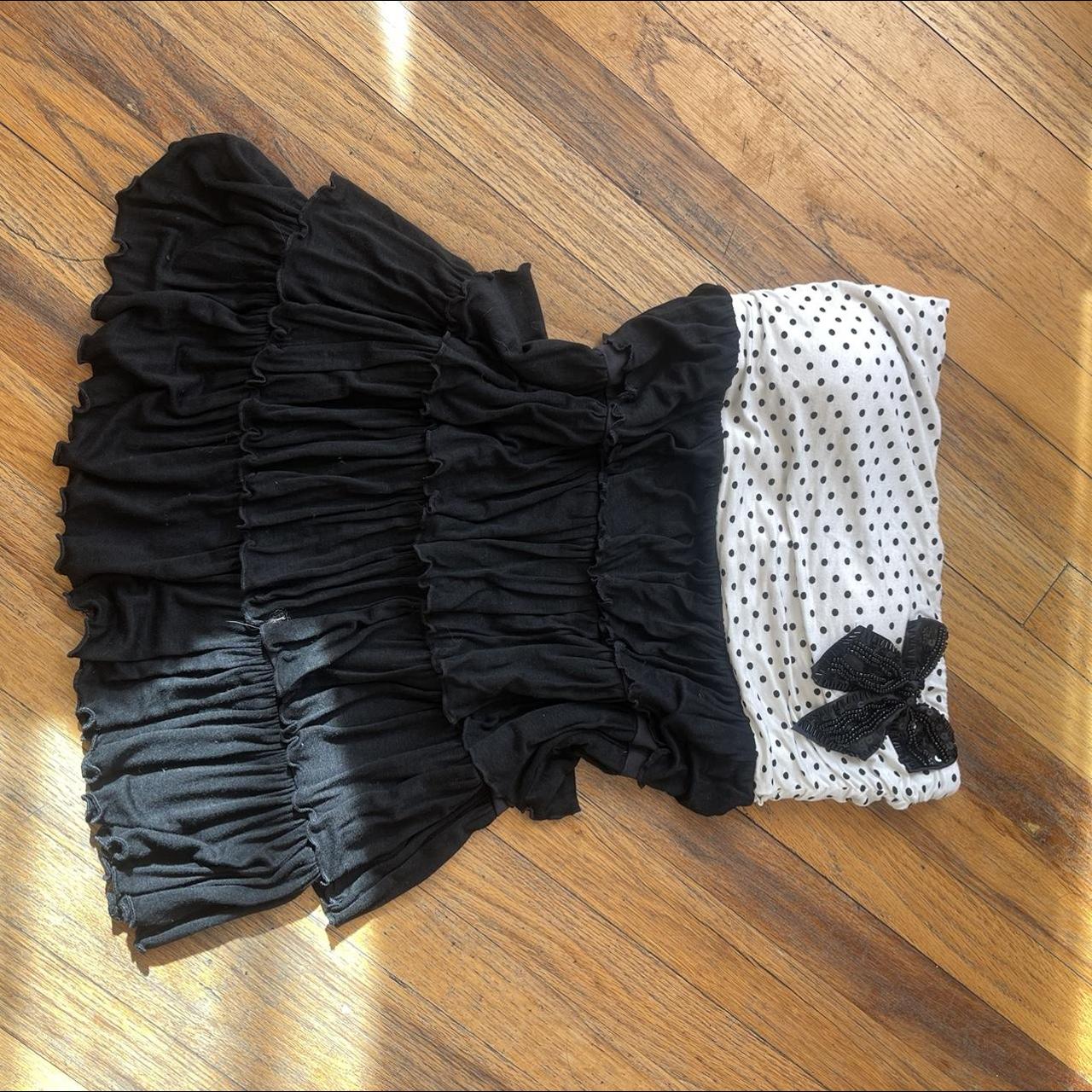 VINTAGE WET SEAL white ruffle layer tube top sooooo... - Depop