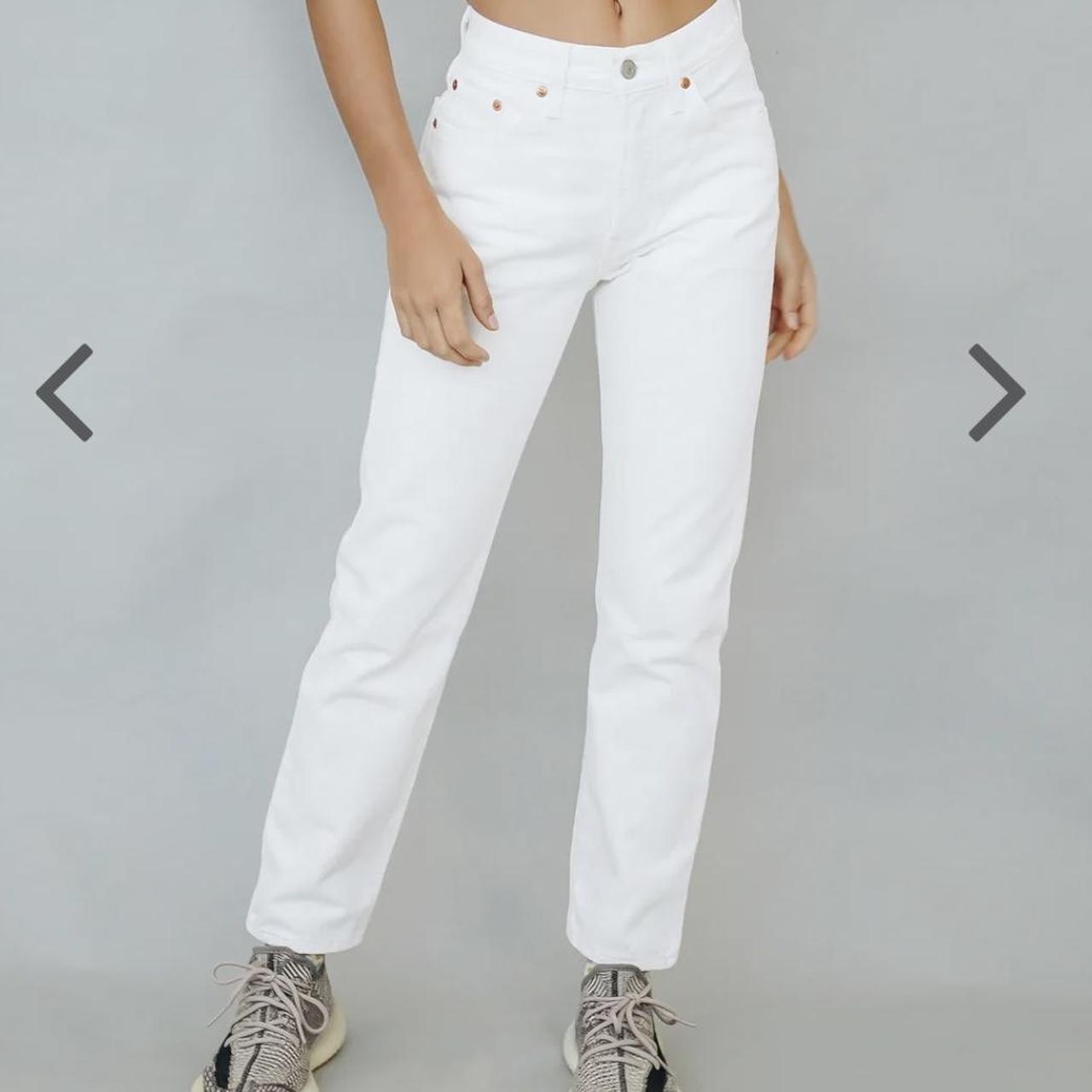 Levi's Women's White Jeans | Depop