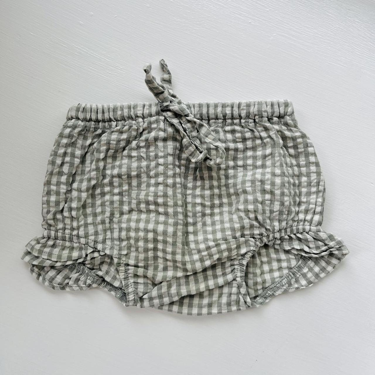 Nature baby ruffle bloomer size 6-12 months Worn... - Depop