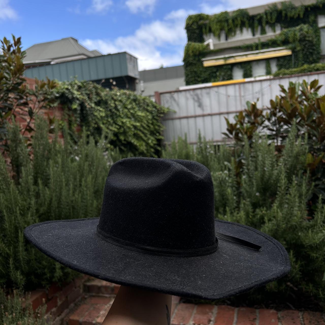 Brigalow felt cowboy hat, size 56 Worn a few times... - Depop Brigalow felt cowboy hat, size 56 Worn a few times... - Depop