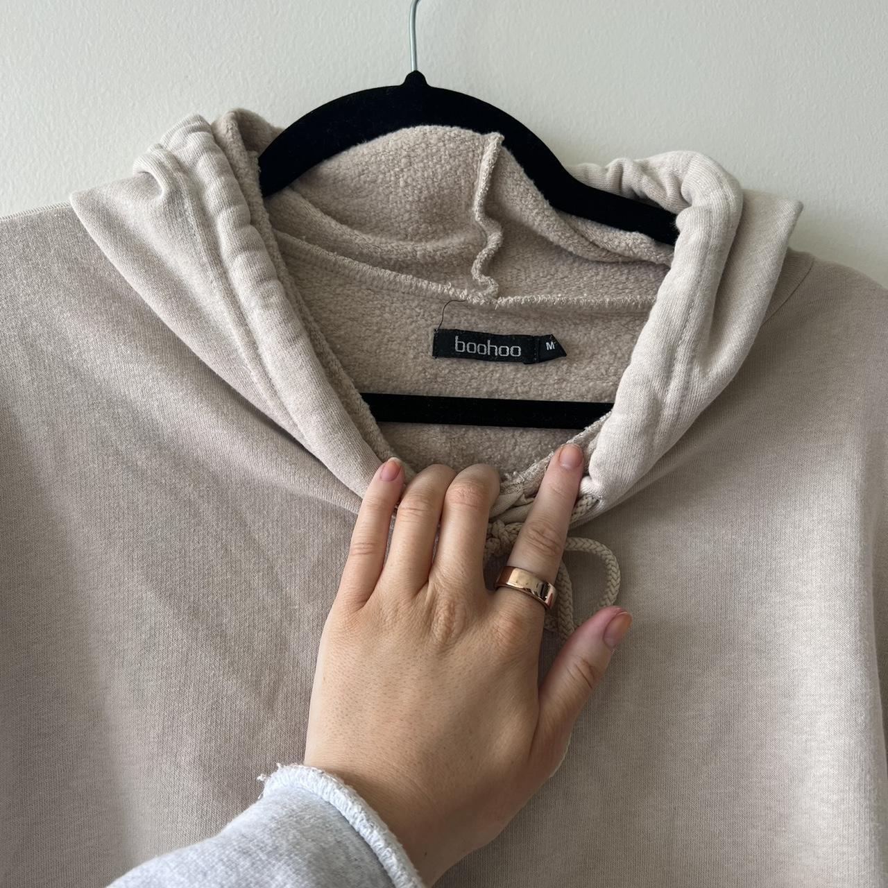Boohoo matching sweatsuit. Matching tan color.... - Depop