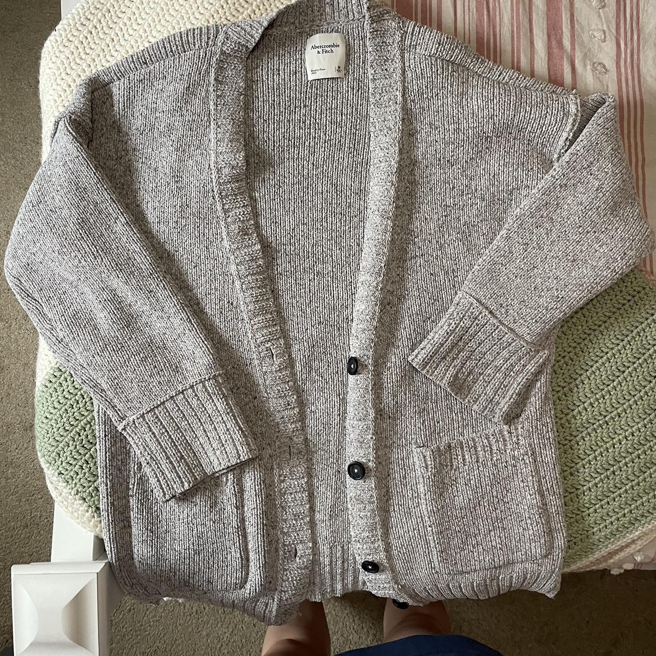 Abercrombie & Fitch Women's Grey Cardigan | Depop