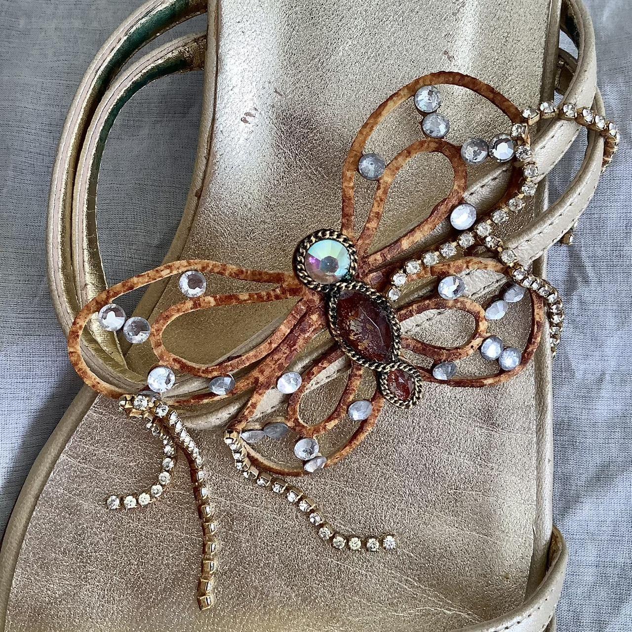 Vintage Stuart Weitzman Butterfly 🦋 gold kitten... - Depop