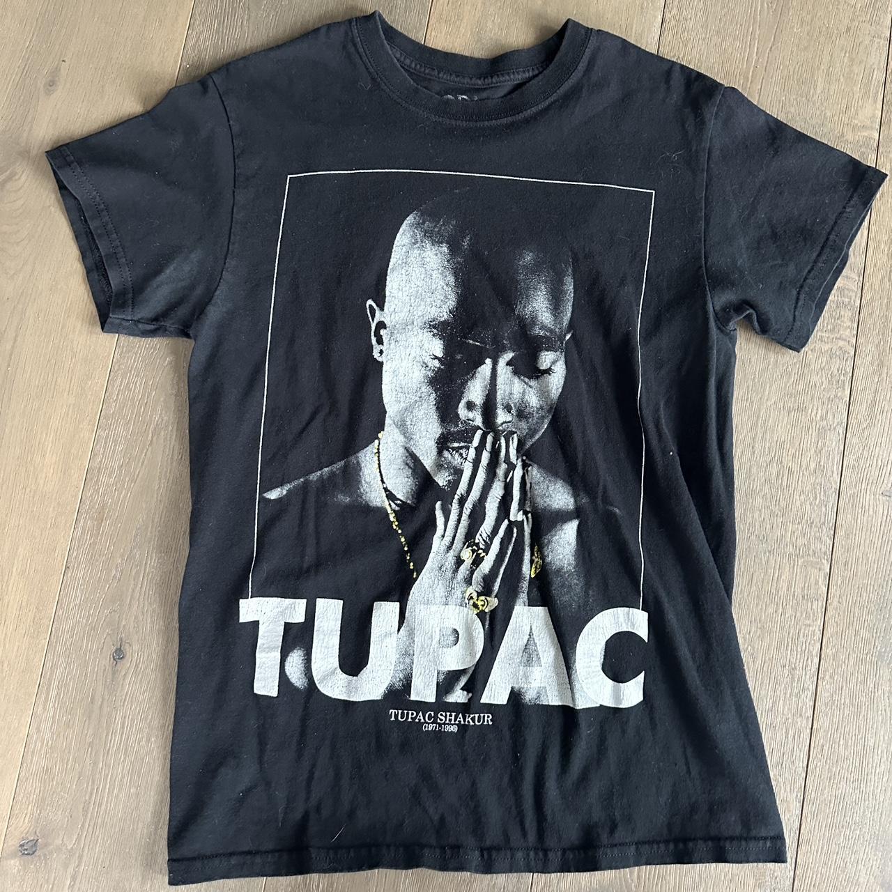 Tupac shirt size small would be a cute look if cut... - Depop