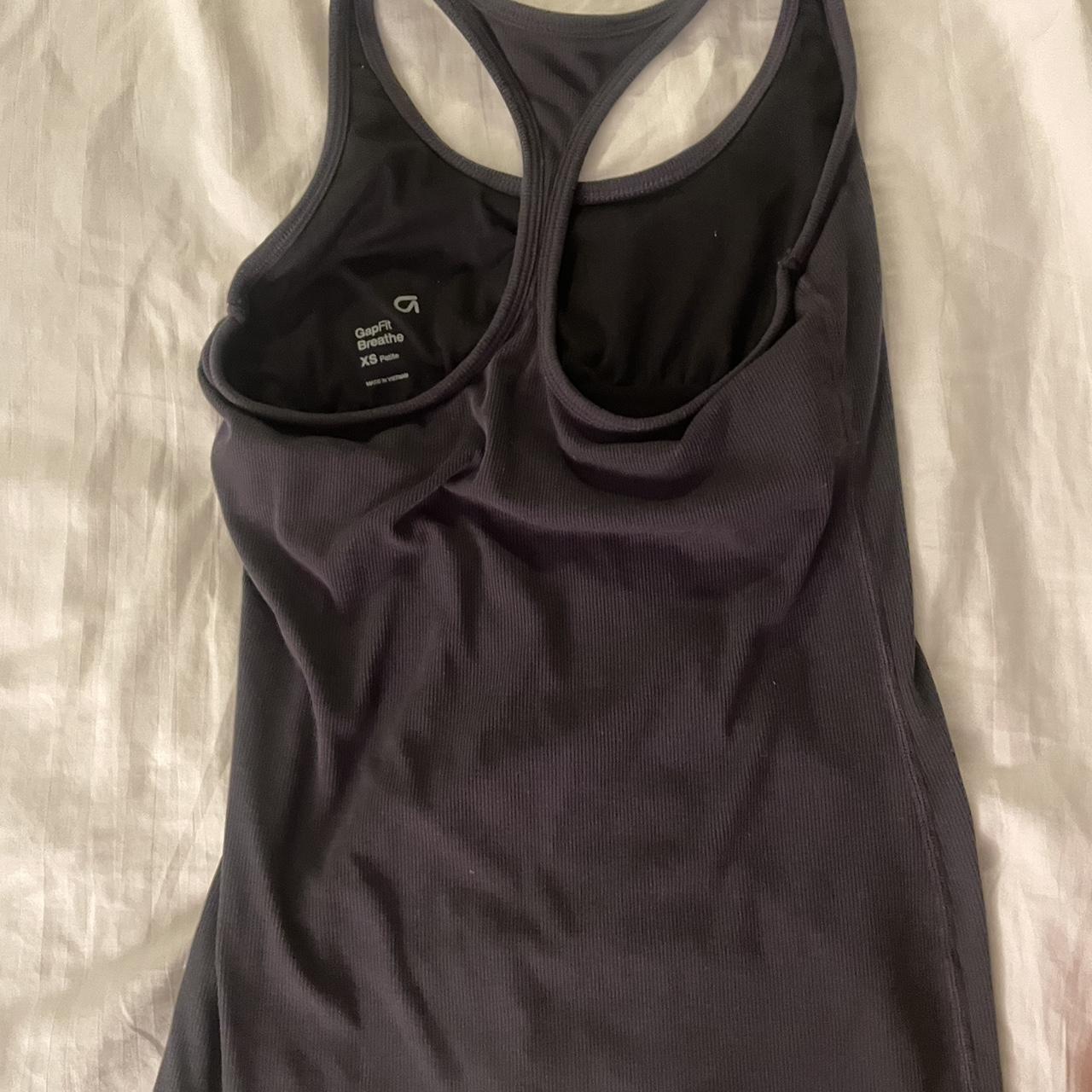 GapFit workout tank Ribbed material Size xs... - Depop