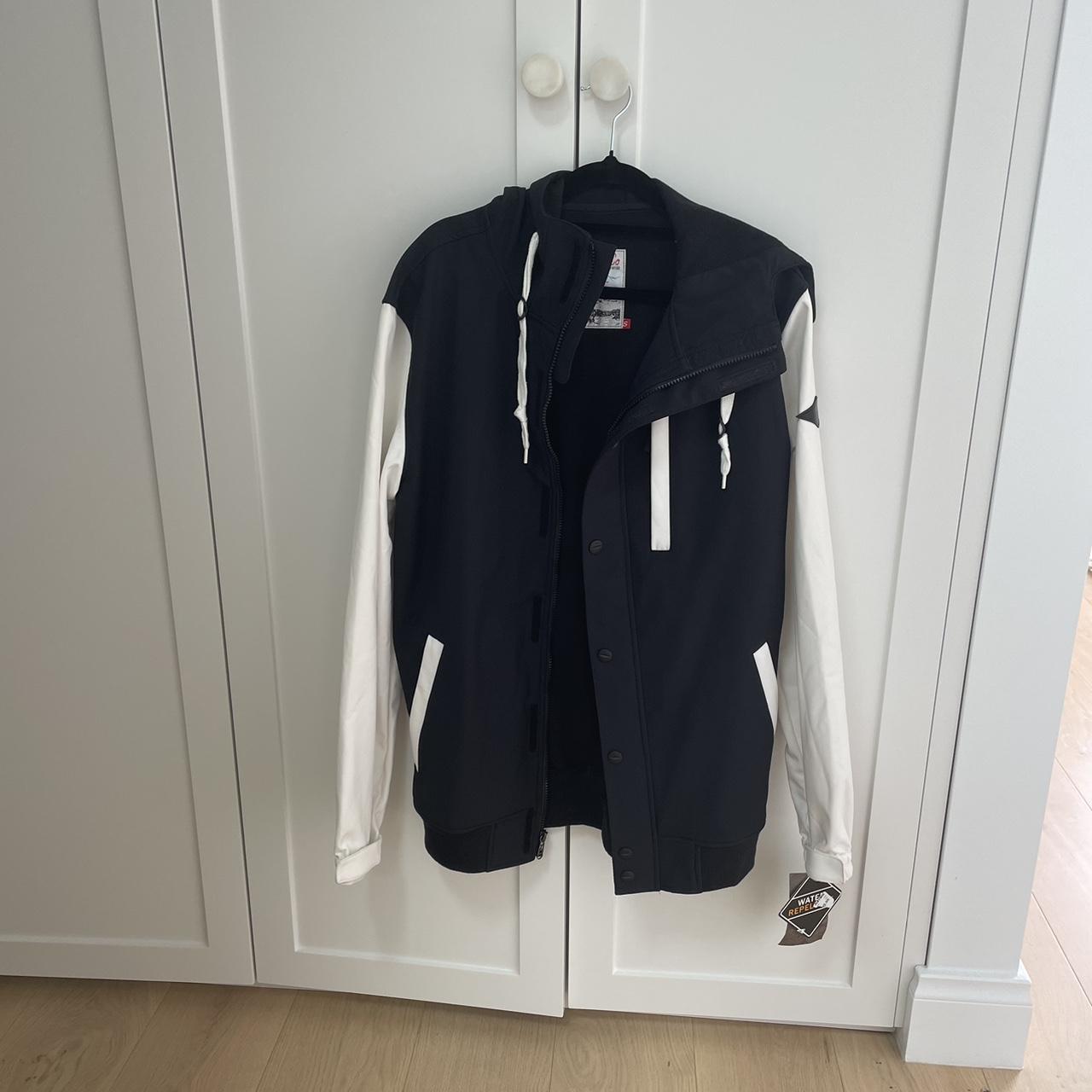 Empyre surplus snow jacket Brand new with tags -... - Depop