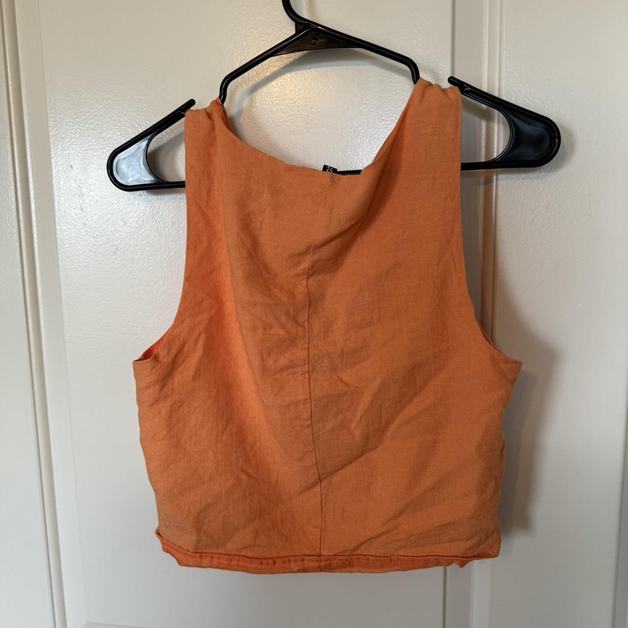 orange vest- divided h&m super cute size small - Depop