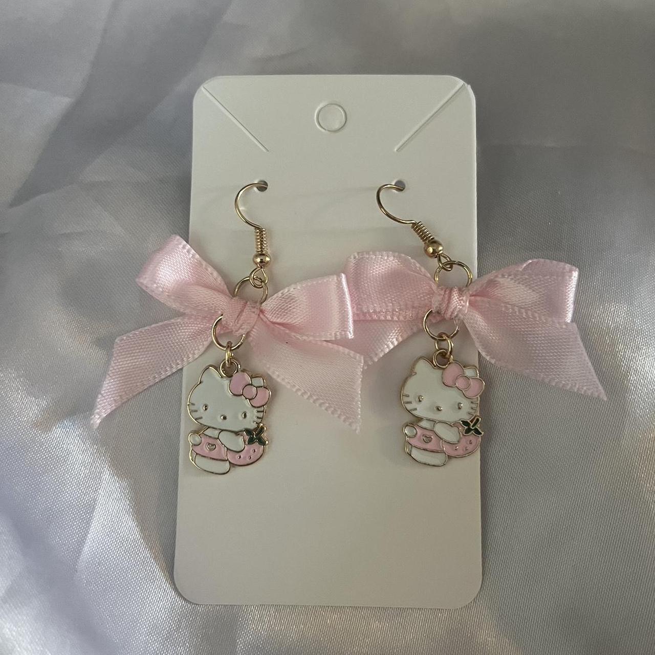Hello kitty bow earrings 🎀 In gold #gold... - Depop
