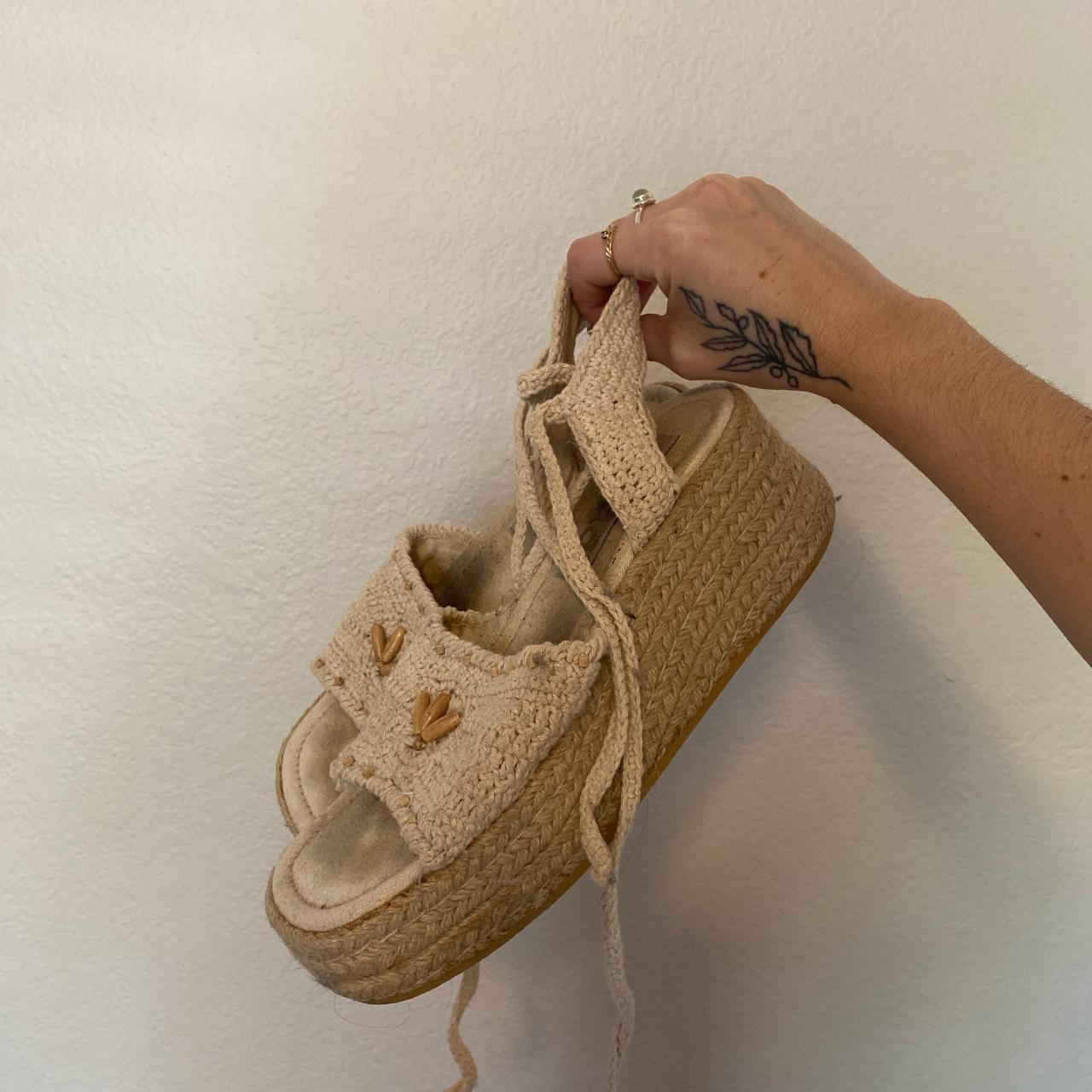 perfect fairy, beachy sandals 🩵 mudd platform... - Depop