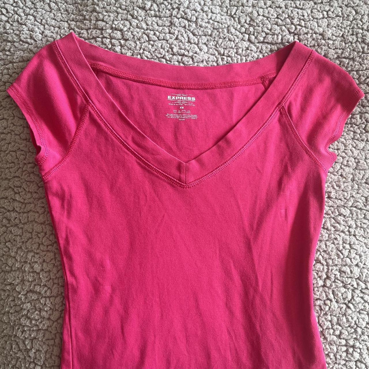 Express Women's T-shirt | Depop