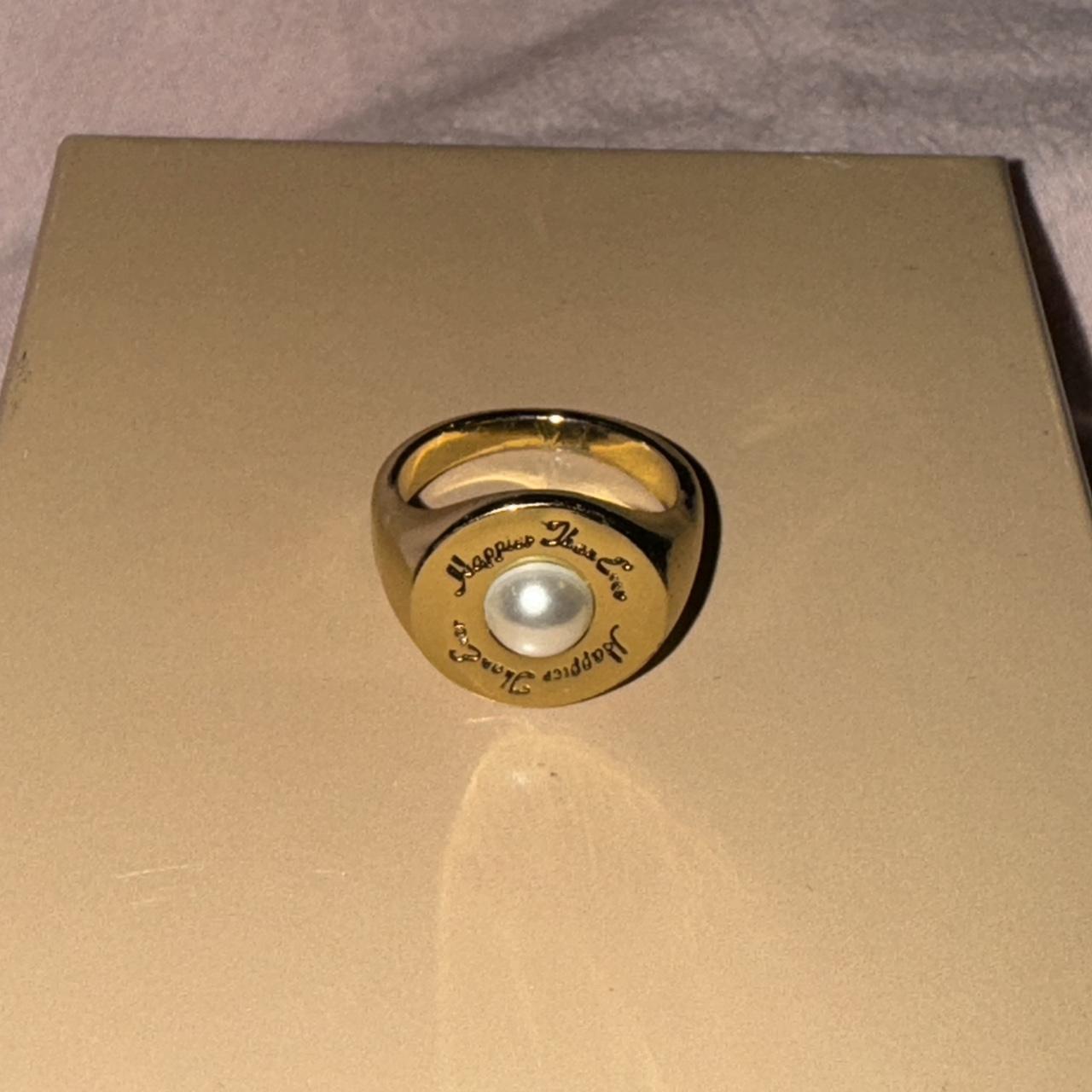 Billie Eilish Happier Than Ever Gold Pearl Ring - Depop