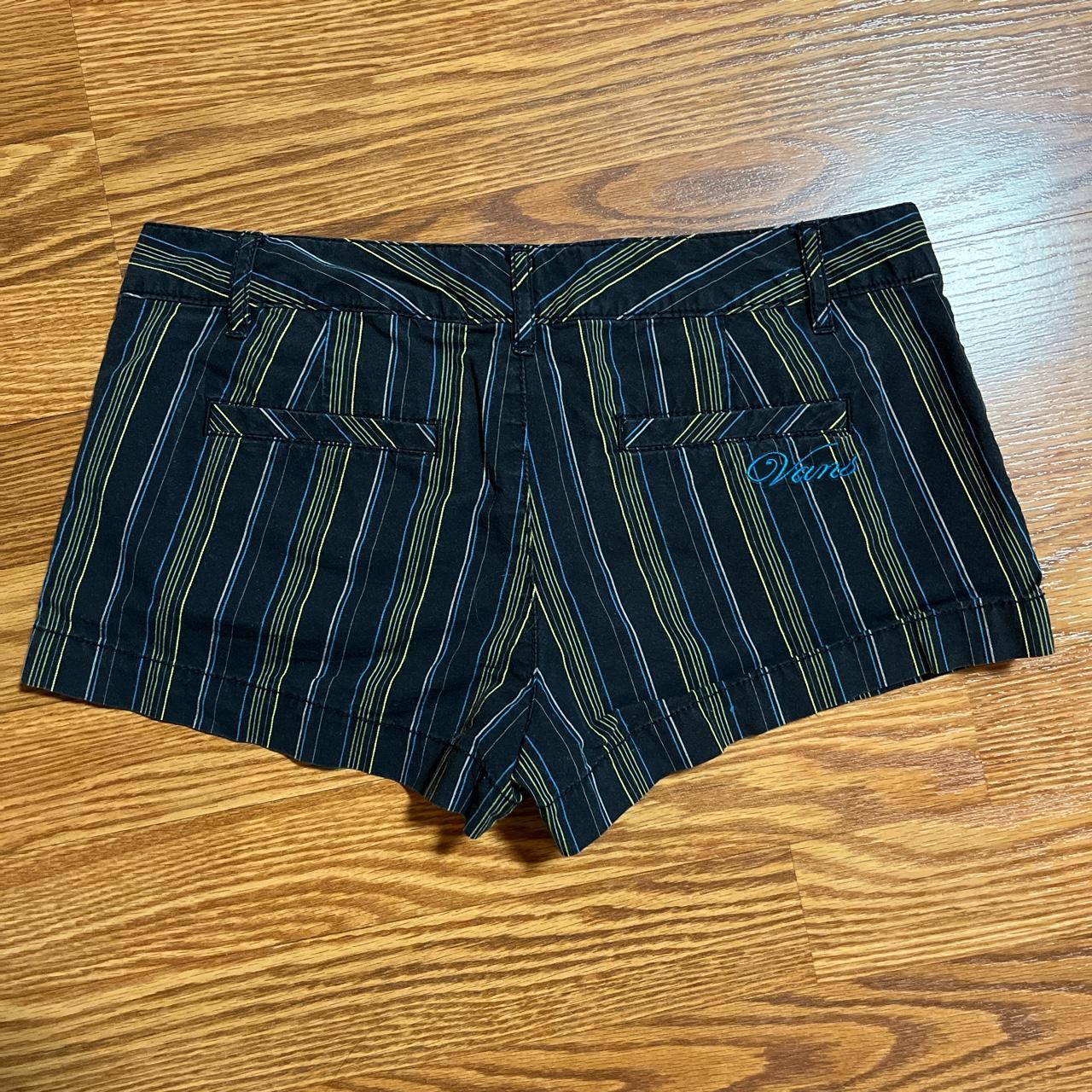 super cool 2009 vans off the wall mini shorts! they... - Depop