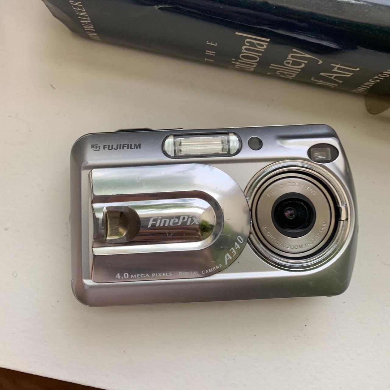 Fujifilm FinePix Digital Camera Tested- works No... - Depop