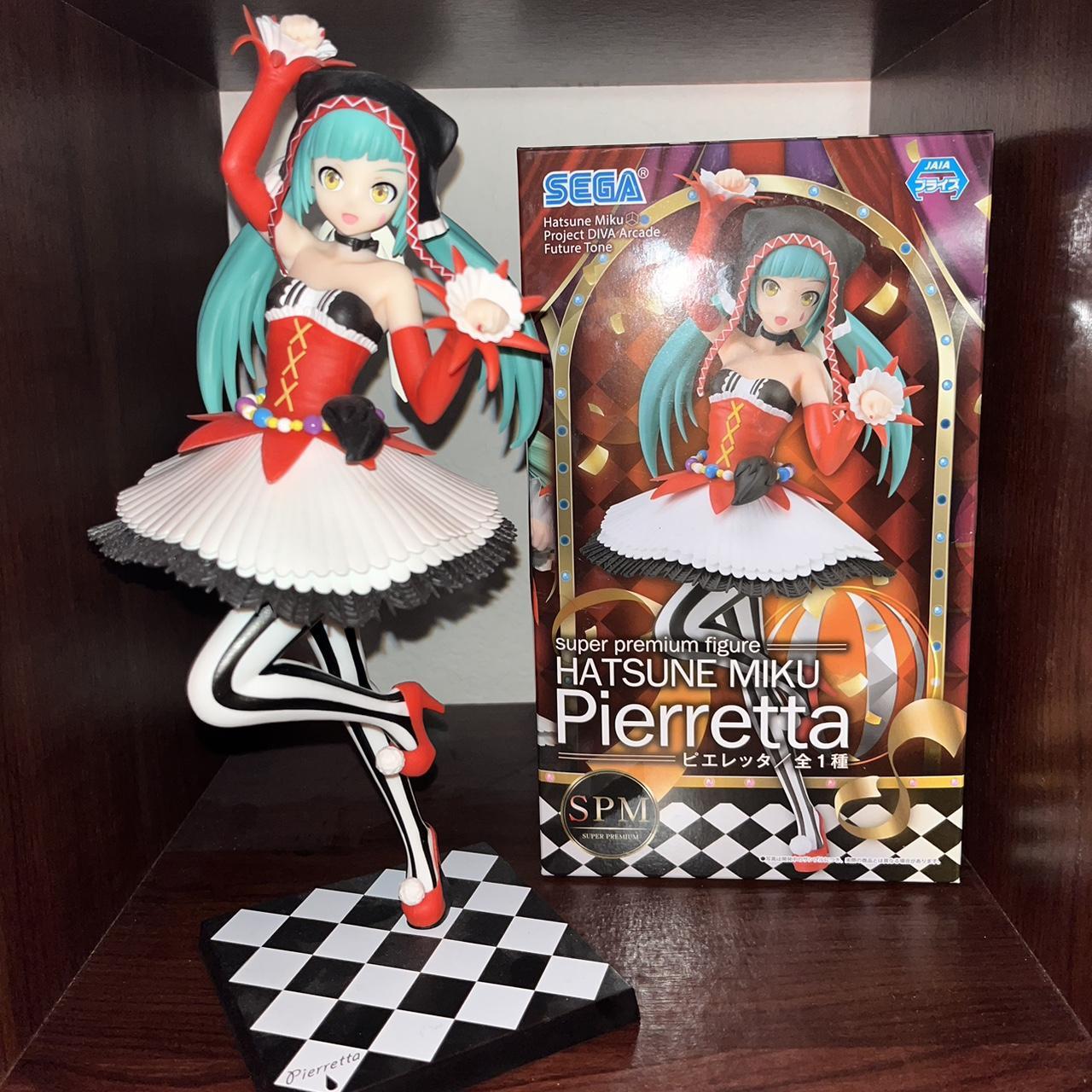 Hatsune Miku Pierretta Figure Great condition, she... - Depop