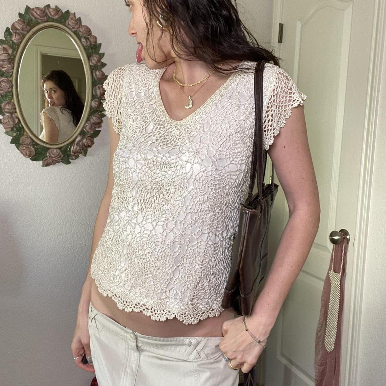 Stunning Vintage Crochet Top 🕊️💖🍀🧚🏼‍♂️ Size Medium ... | Depop