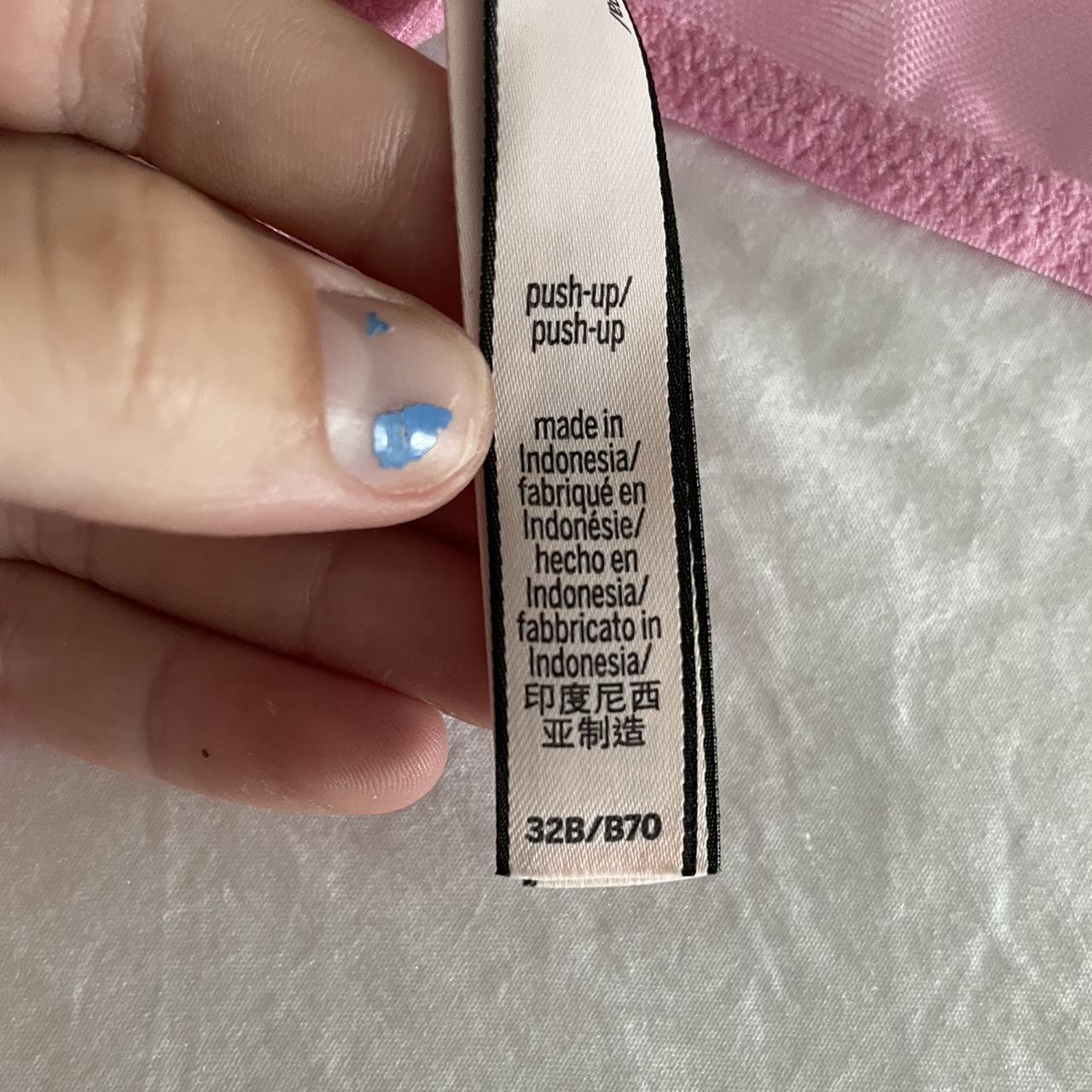 Victoria’s Secret pink Lacey push up bra! Size 32B.... - Depop