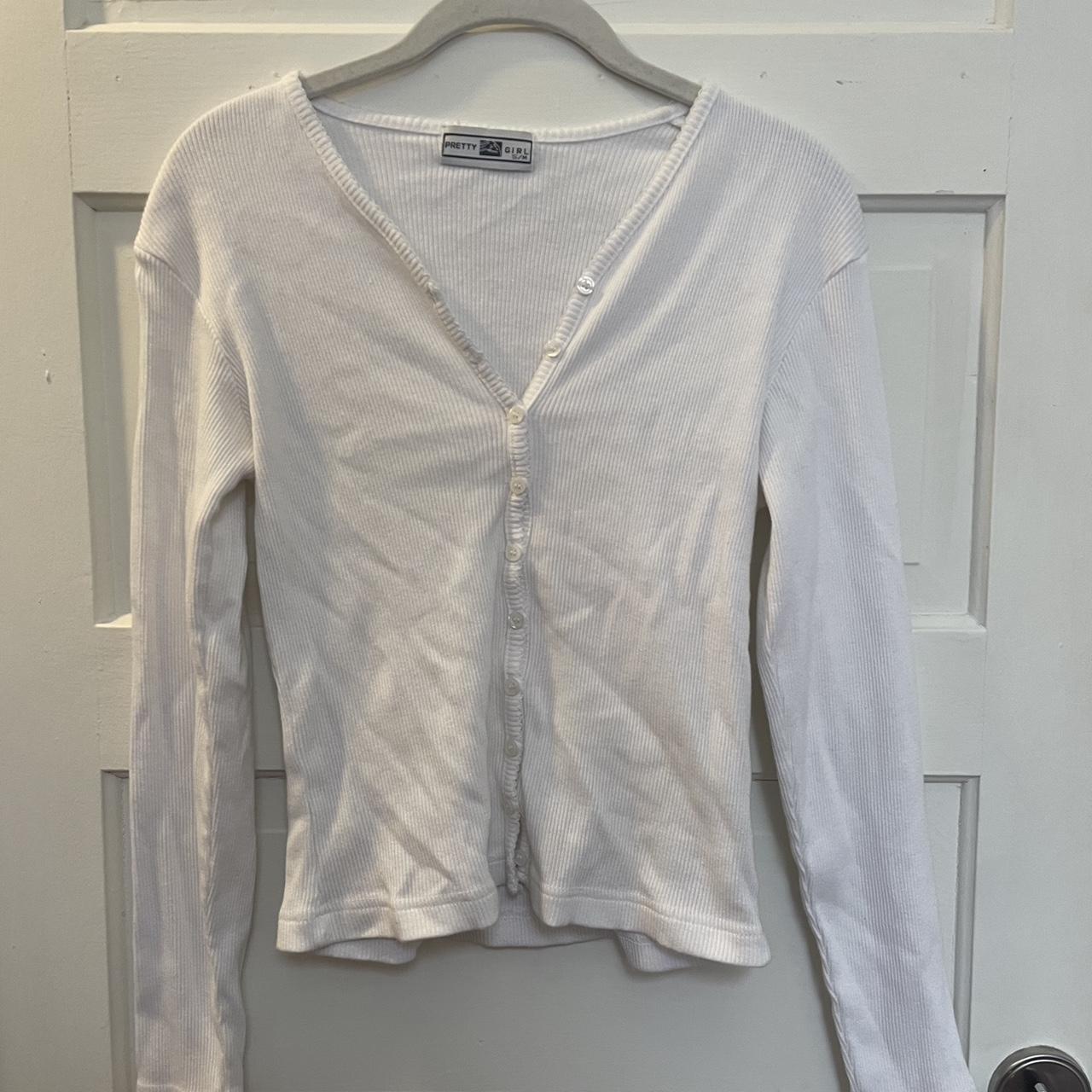 Cute white button up No flaws Size... - Depop