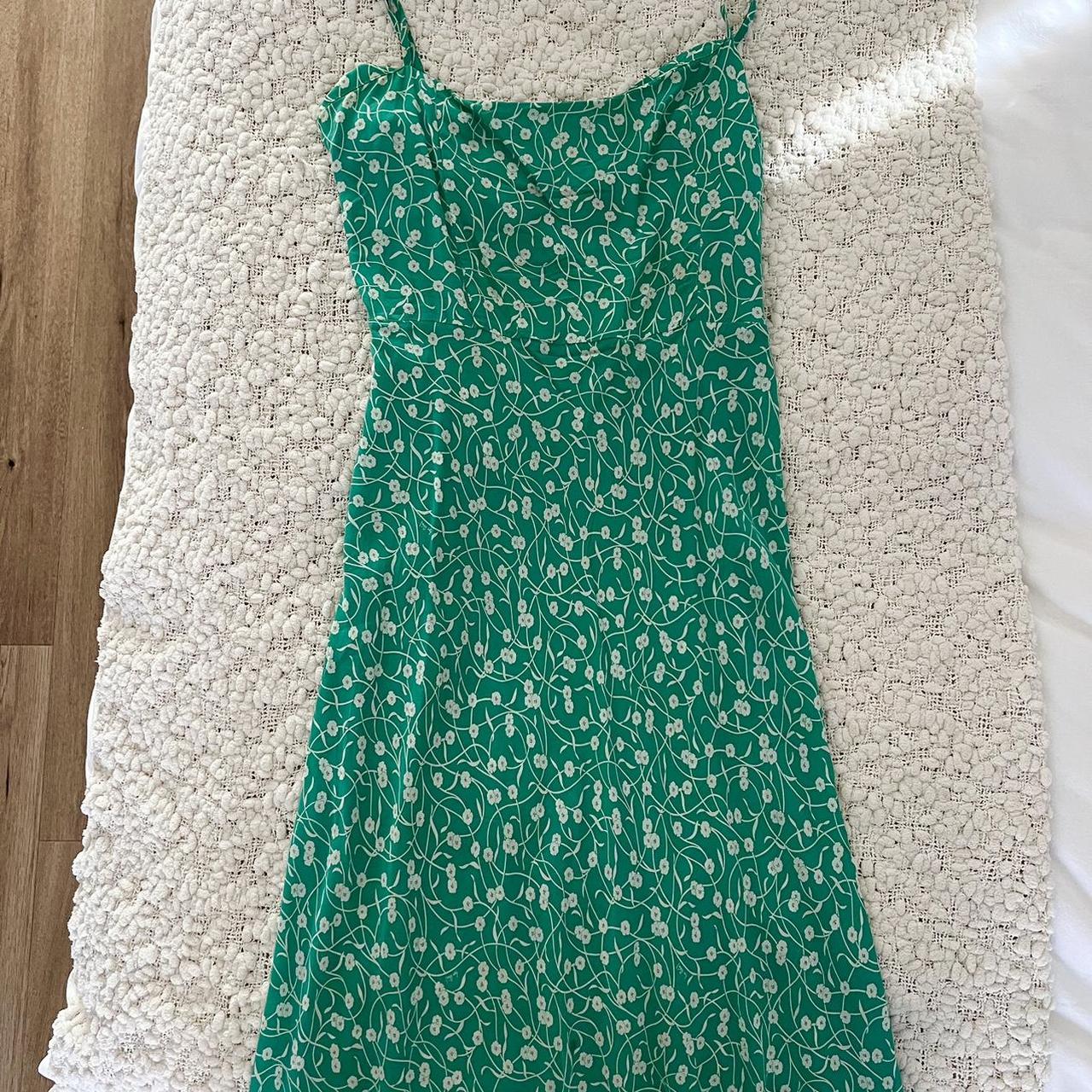 Realisation par Amelia dress in poison ivy Size M... - Depop