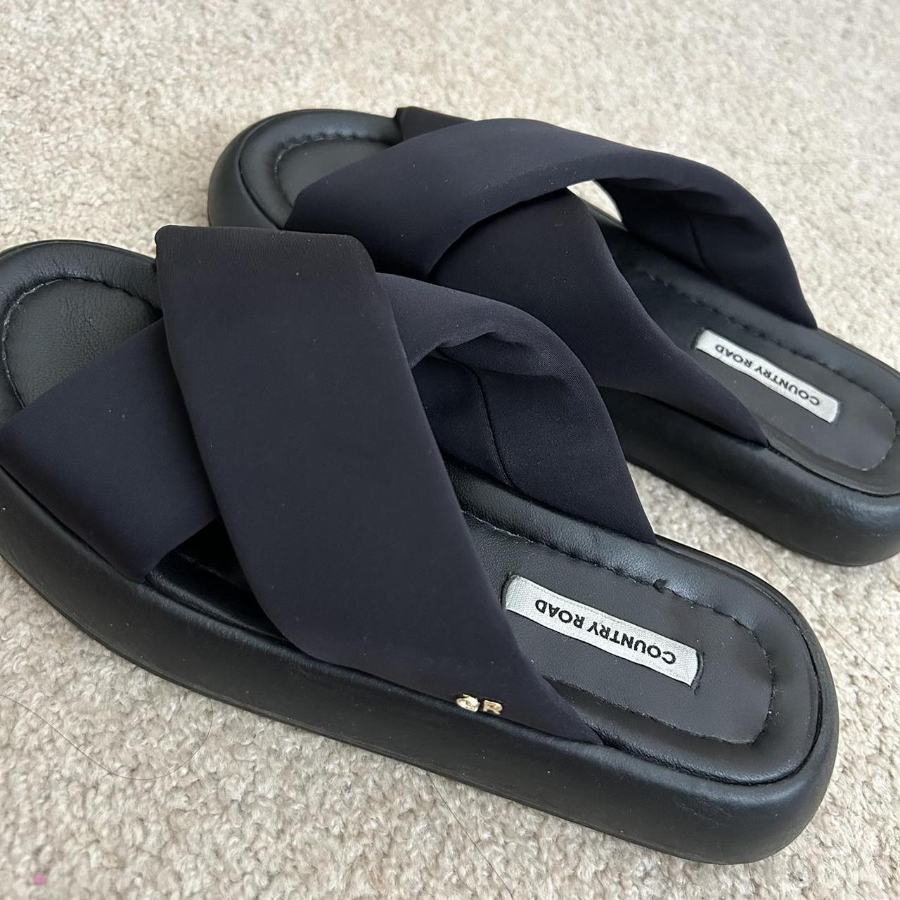COUNTRY ROAD Black Rhiannon Slides (Black). Size... - Depop