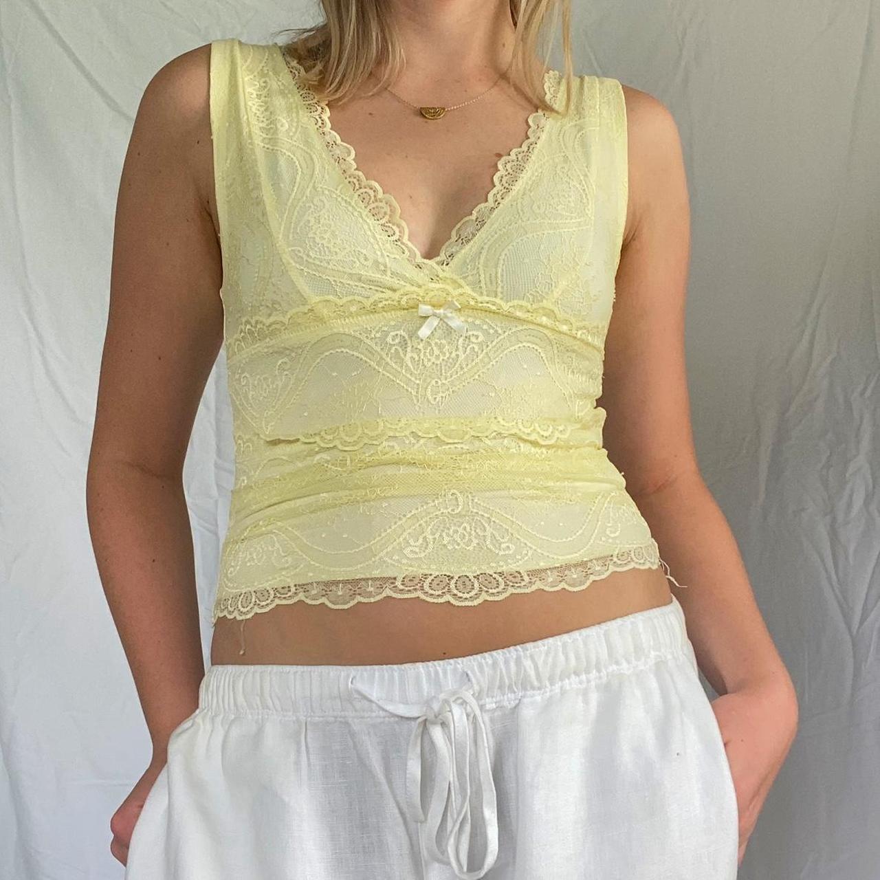 Yellow lace top 💛 The most flattering top !! Gorg... | Depop
