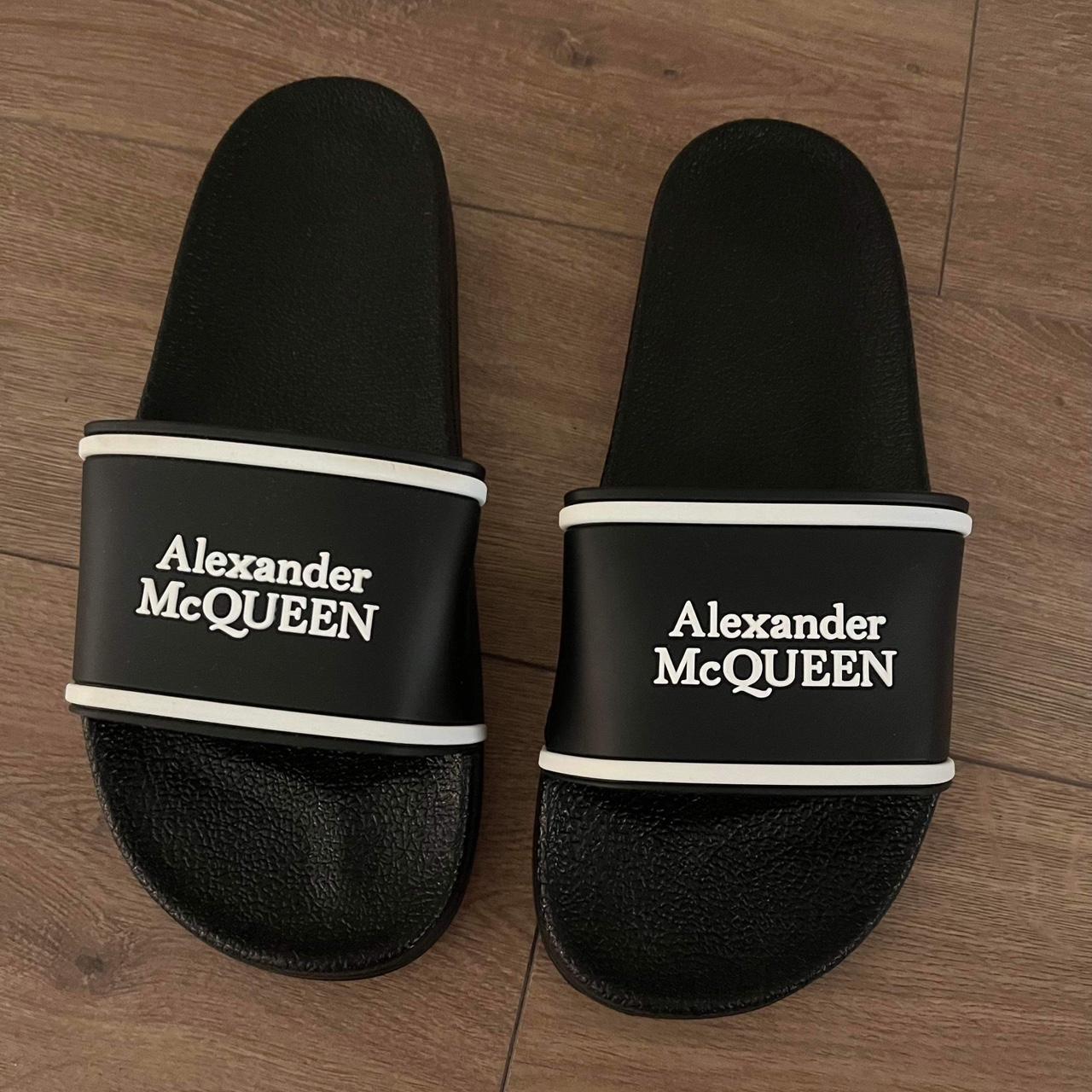 Alexander McQueen Men's Black and White Slides | Depop