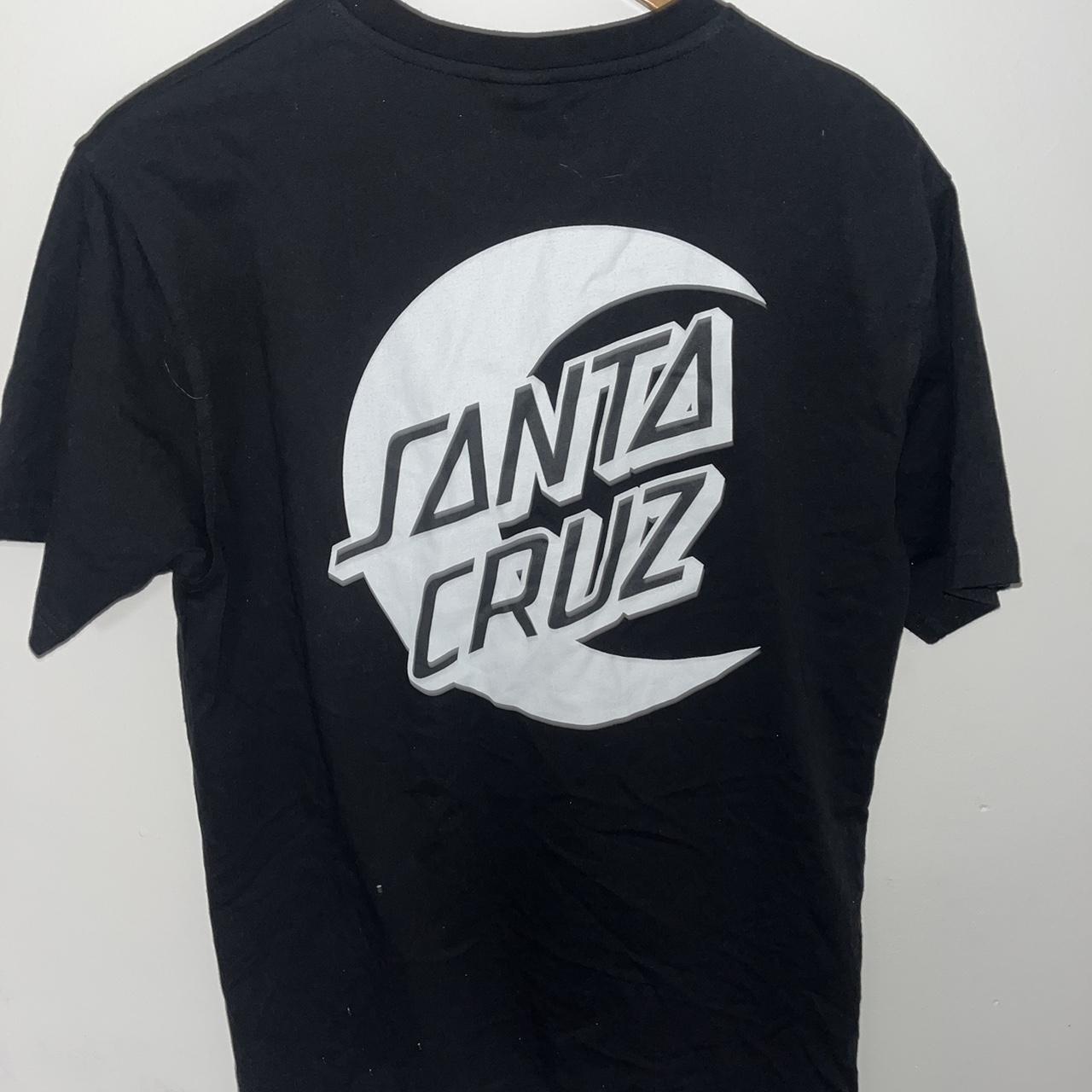 Santa Cruz Men's Black and White T-shirt | Depop