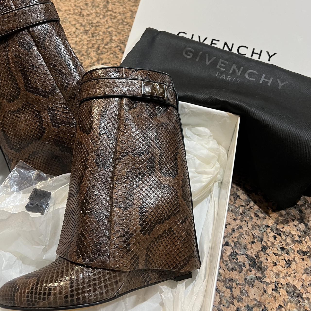 Givenchy shark locks python snake boots Size: 6 and... - Depop Givenchy shark locks python snake boots Size: 6 and... - Depop