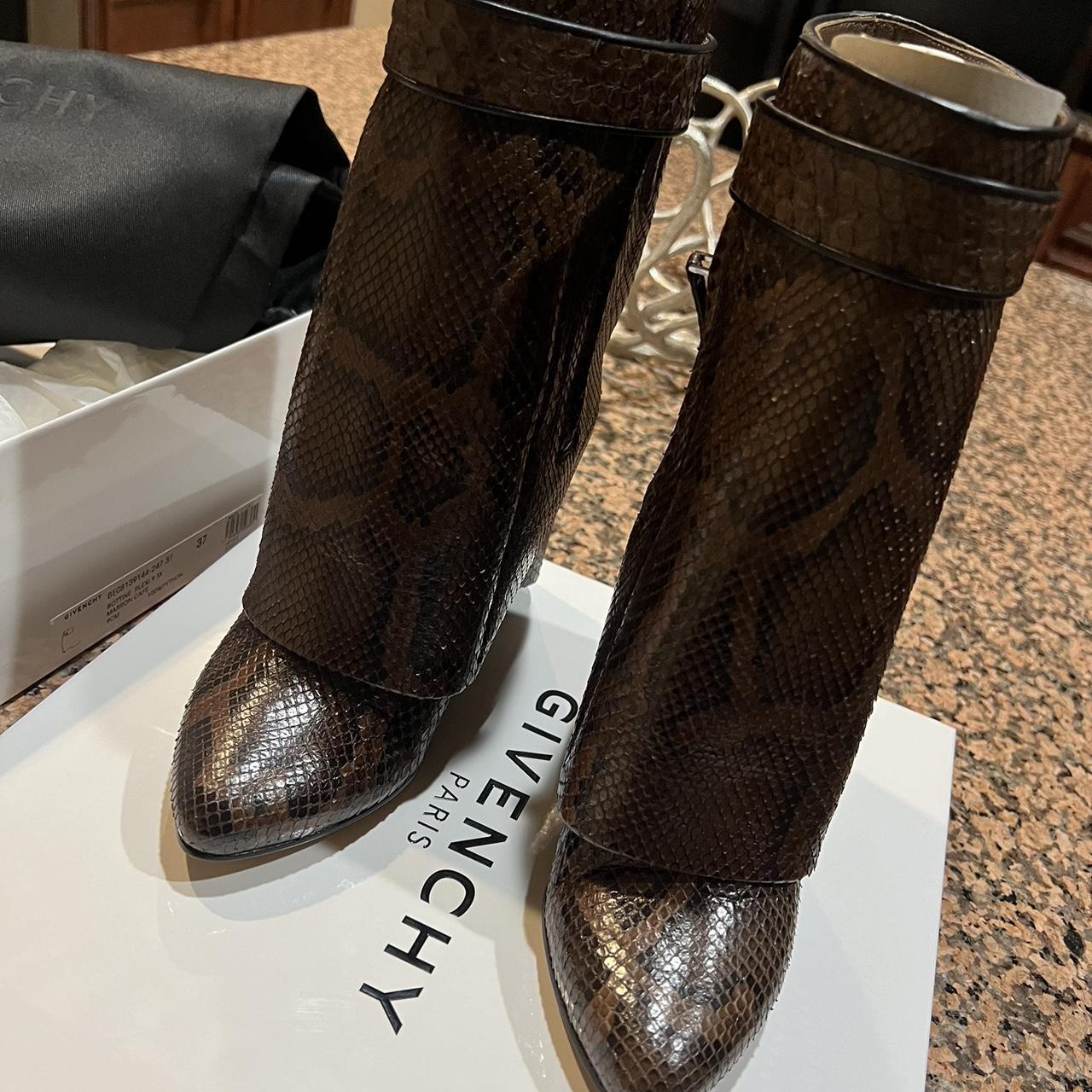 Givenchy shark locks python snake boots Size: 6 and... - Depop Givenchy shark locks python snake boots Size: 6 and... - Depop