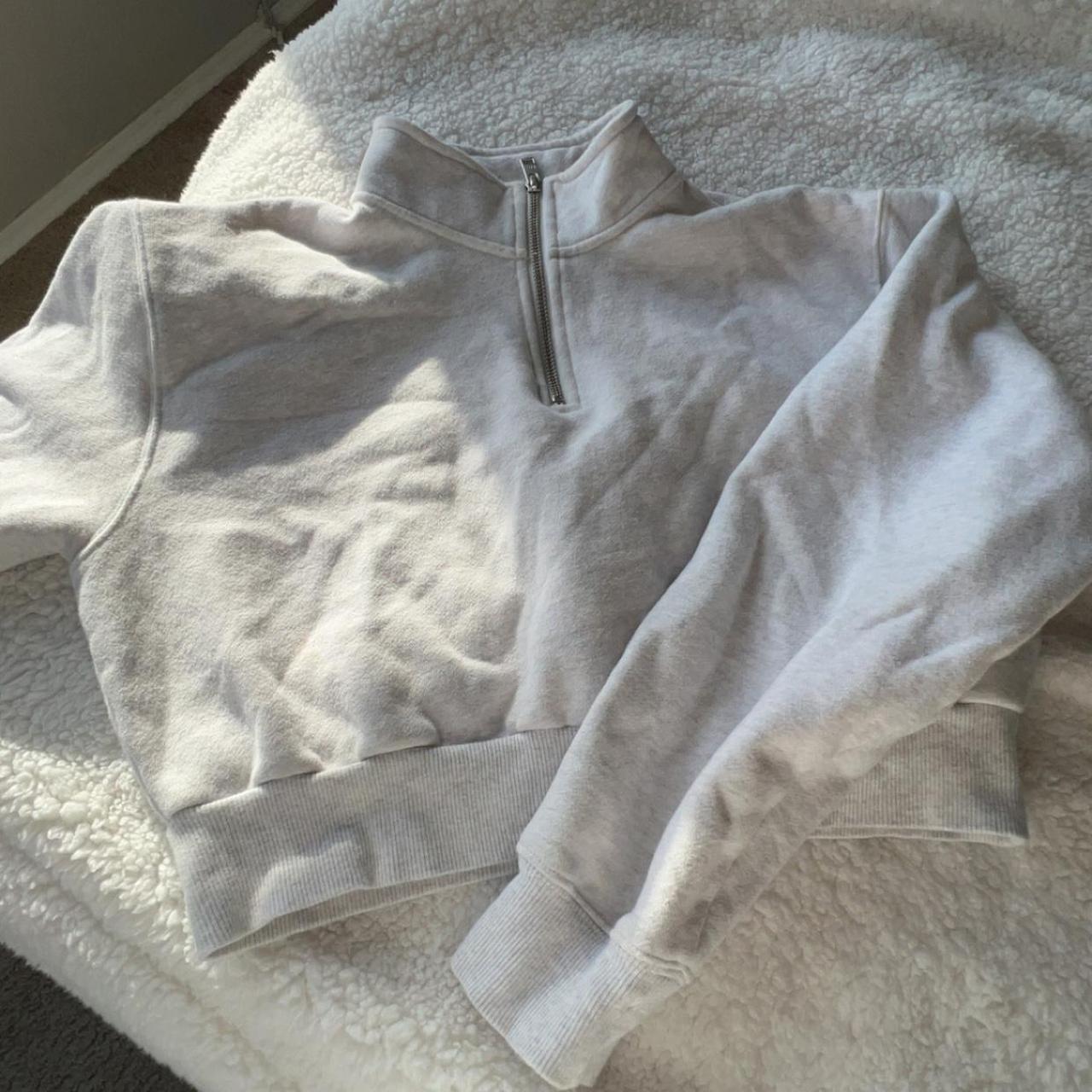 Cropped light grey quarter zip aritzia TNA jacket.... - Depop