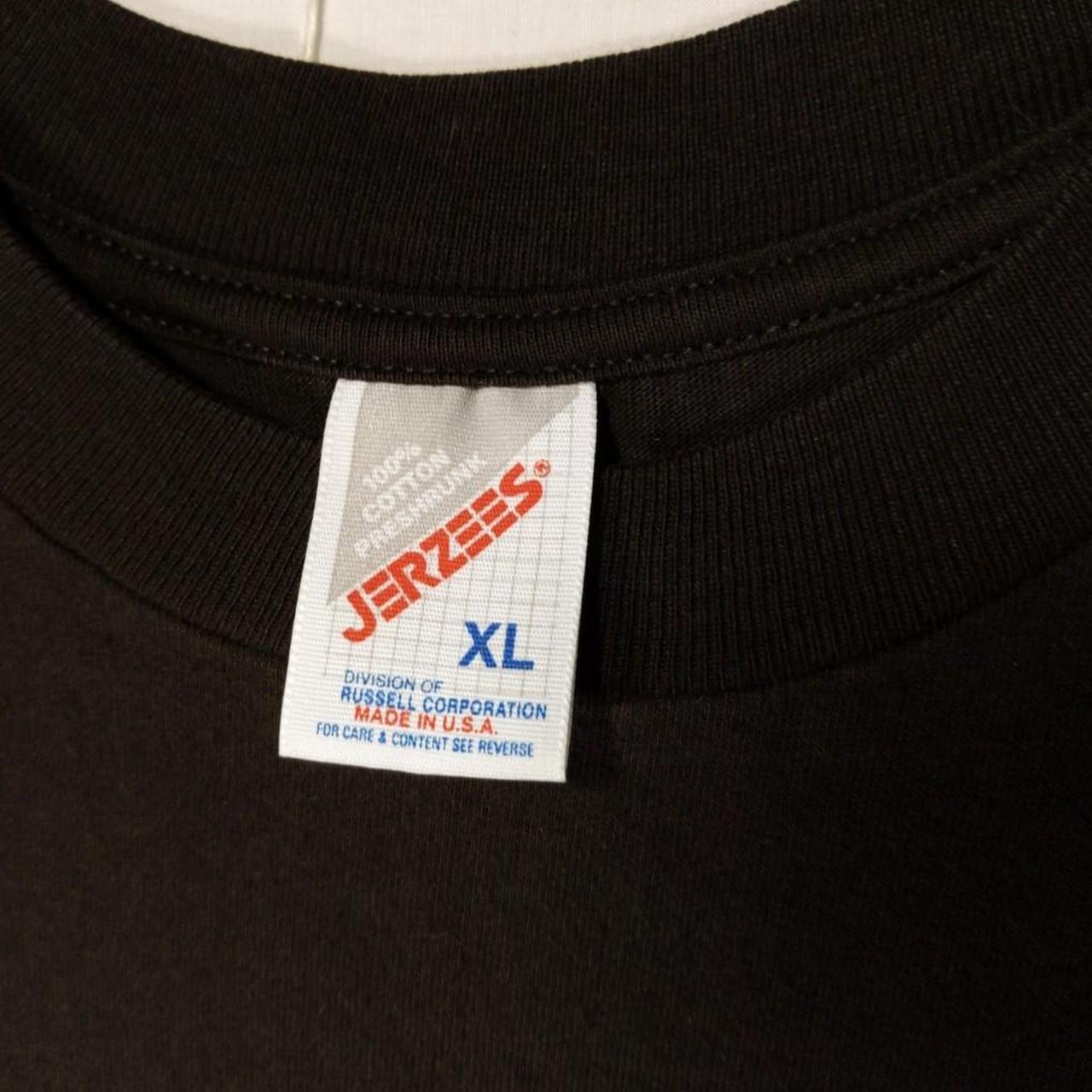 Jerzees Men's Black and Red T-shirt | Depop