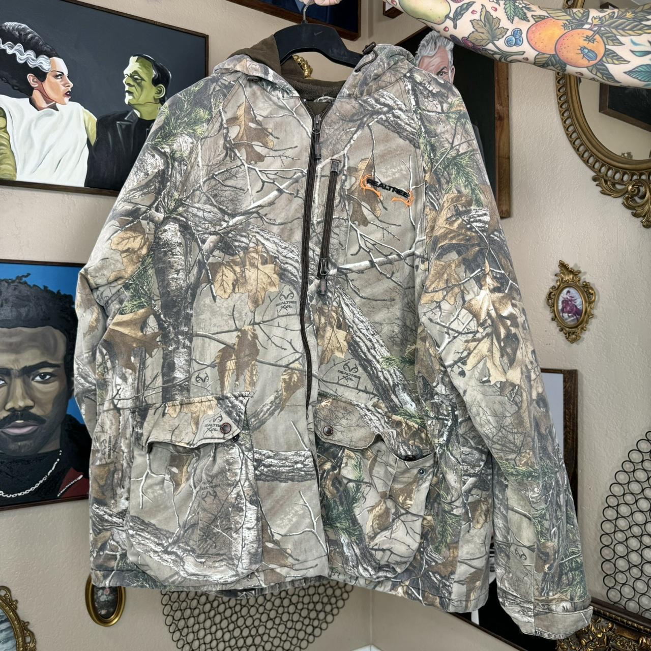 Real tree camo jacket • Brown interior • flap... - Depop