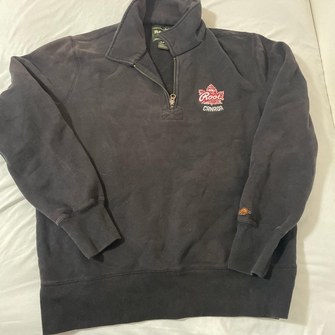 Roots Men's Black and Red Sweatshirt | Depop