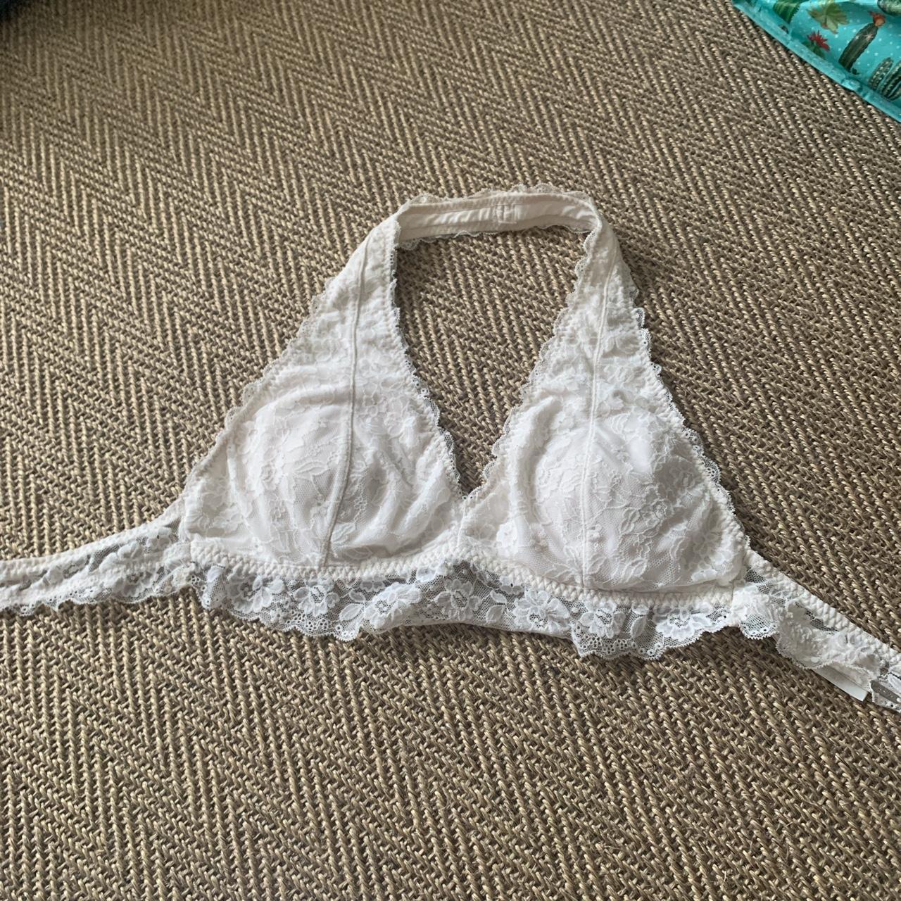 White lace gilly hicks bralette Size L - Depop