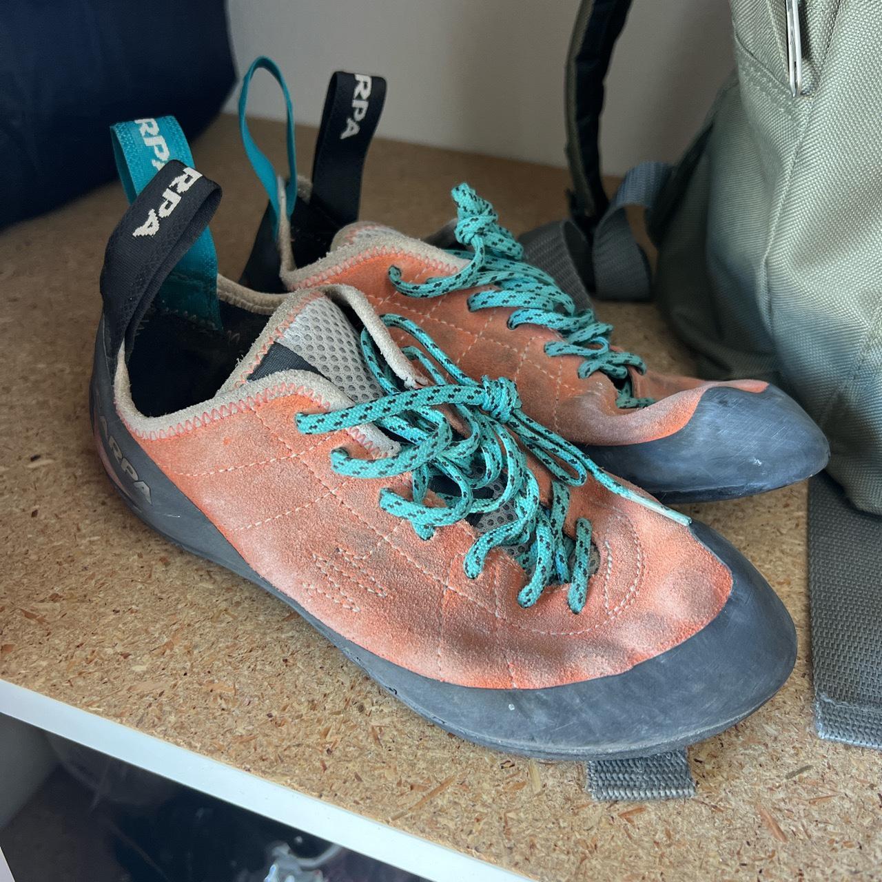 Scarpa lace up beginner climbing shoes! They have... - Depop