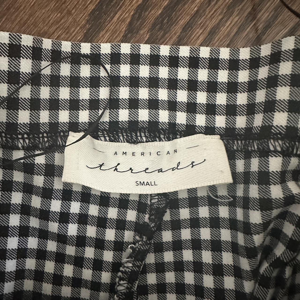 American threads plaid pants, size small - Depop