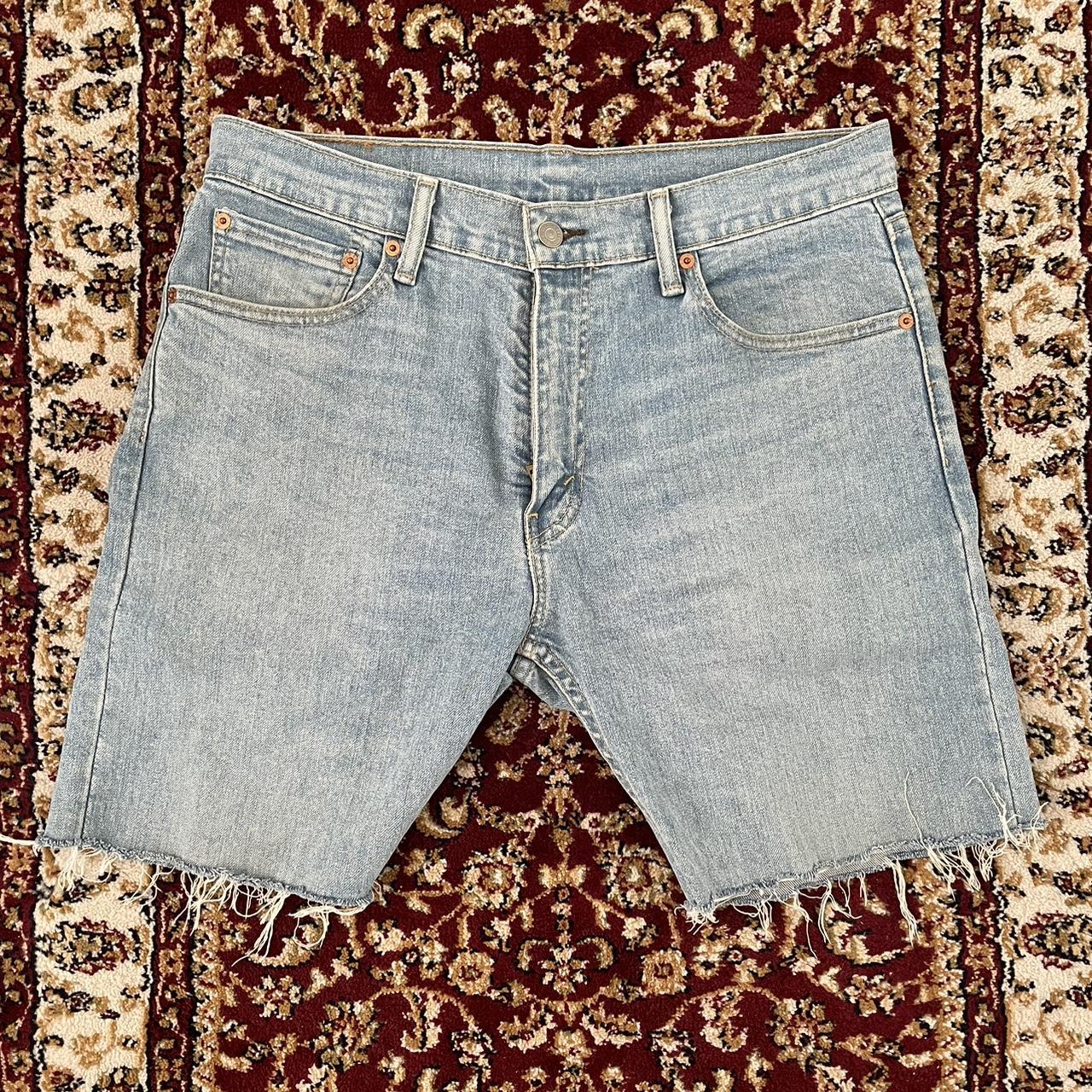 Levi’s distressed jorts 33W 7L - Depop