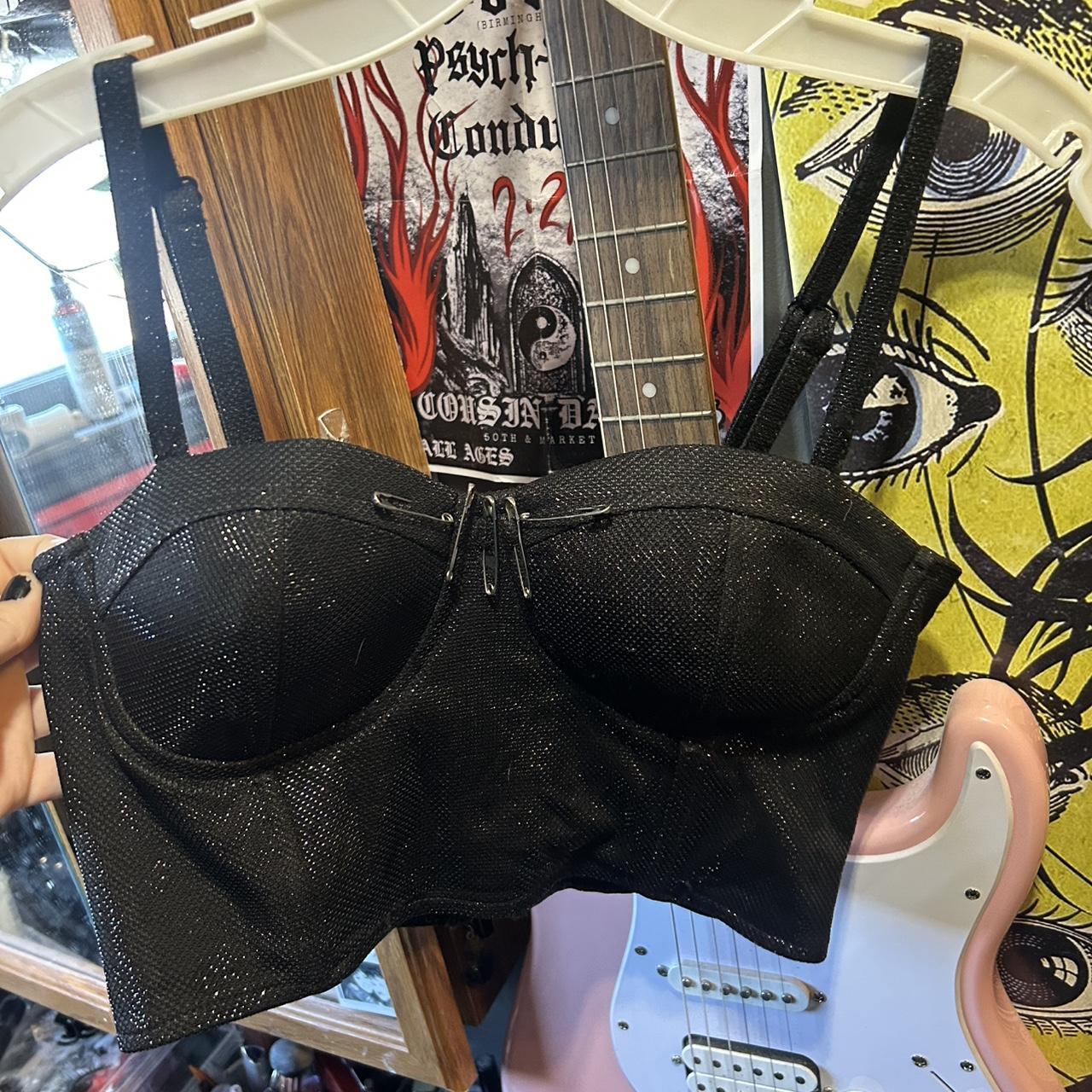 Glittery cropped zip up tank size S but fits like an M | Depop