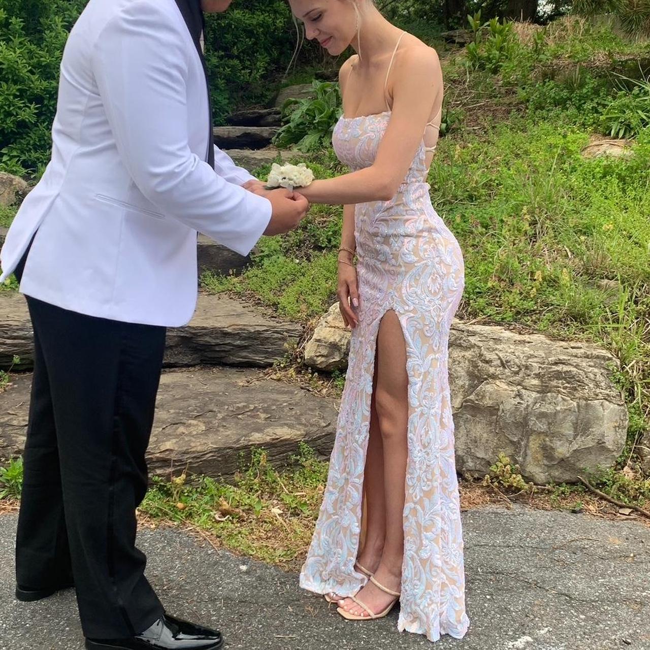 Windsor Prom Dress -worn only once, still in great... - Depop