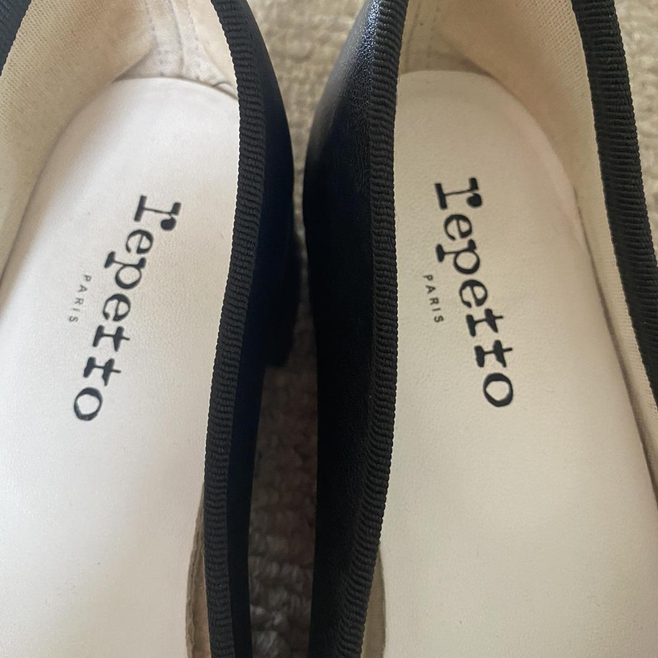 Repetto Women's Black Ballet-shoes | Depop