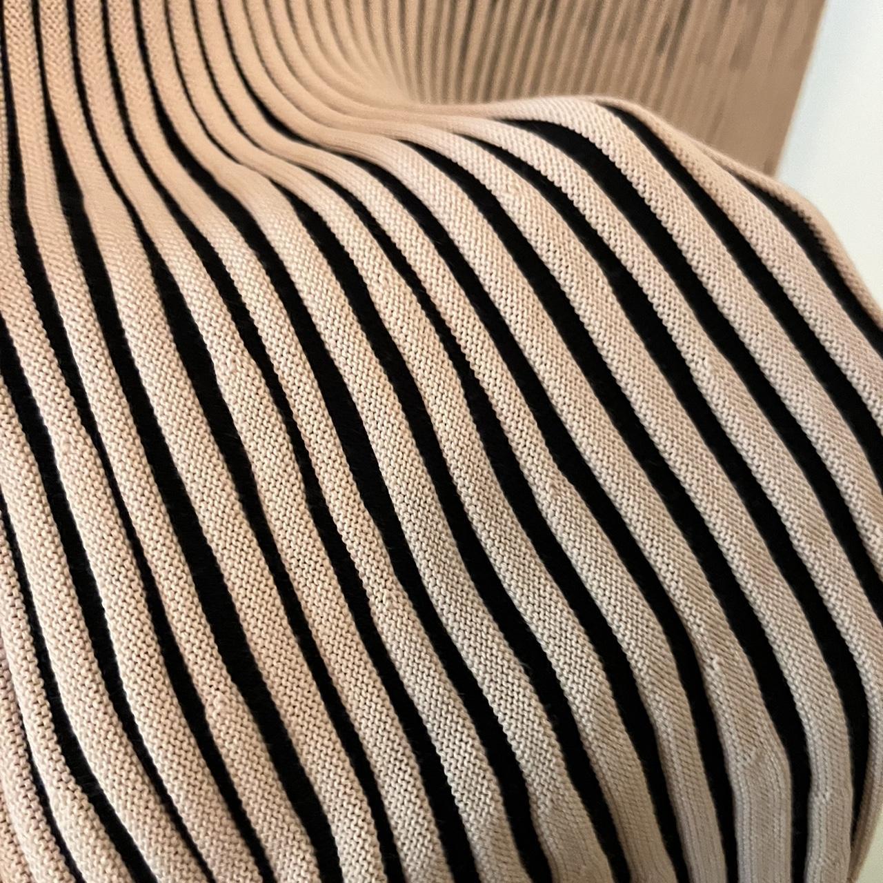 Made in Italy knit skirt Really nice handfeel Size S/M - Depop