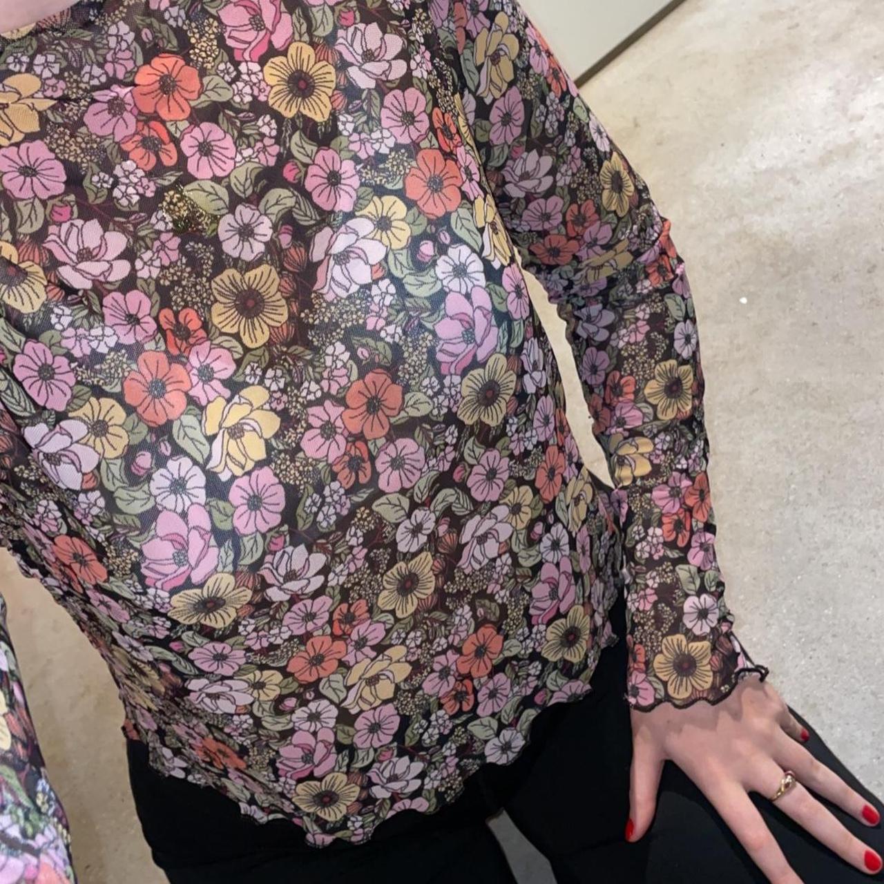 Sportsgirl shear flower top. Preloved but still in... - Depop